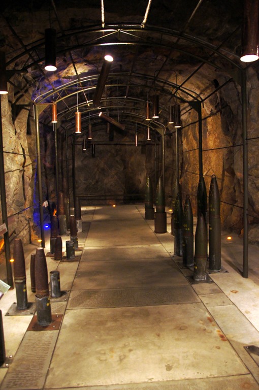 Lion Mountain Howitzer Park & Museum : Kinmen Island | Visions of Travel