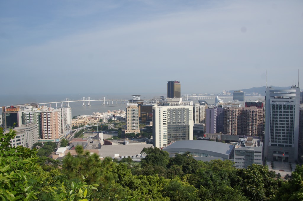 Guia Hill, Lighthouse & Fortress : Macau | Visions of Travel