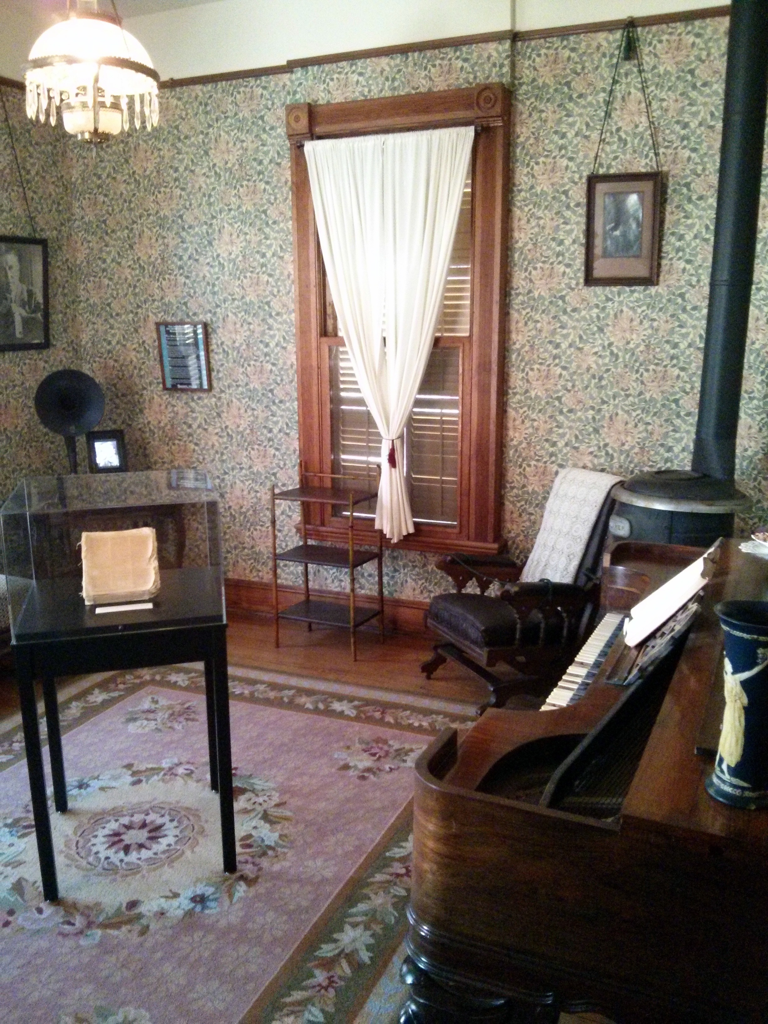 OHenry’s House & Museum : Austin Texas | Visions of Travel