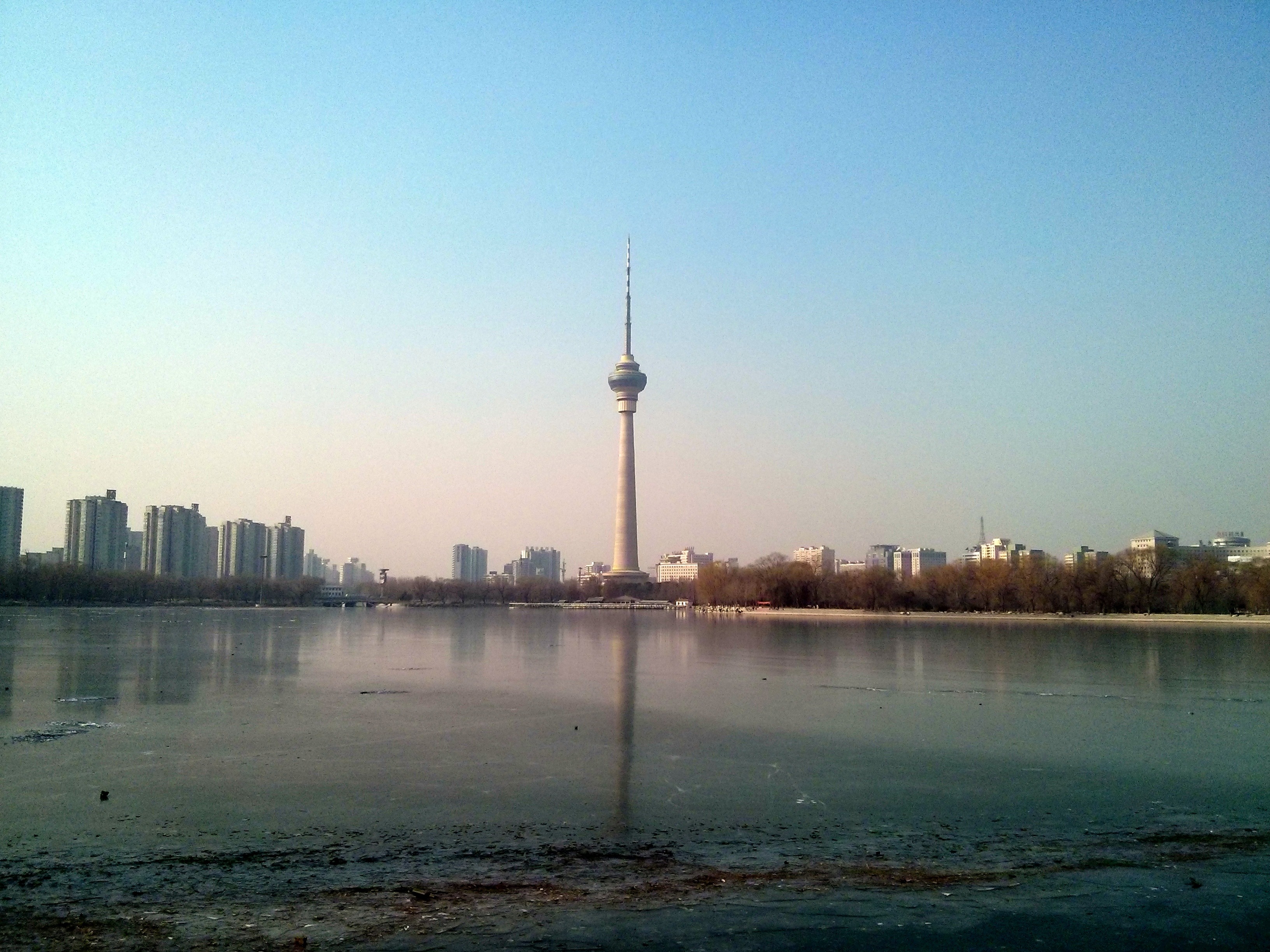 Yuyuantan Park : Beijing | Visions of Travel