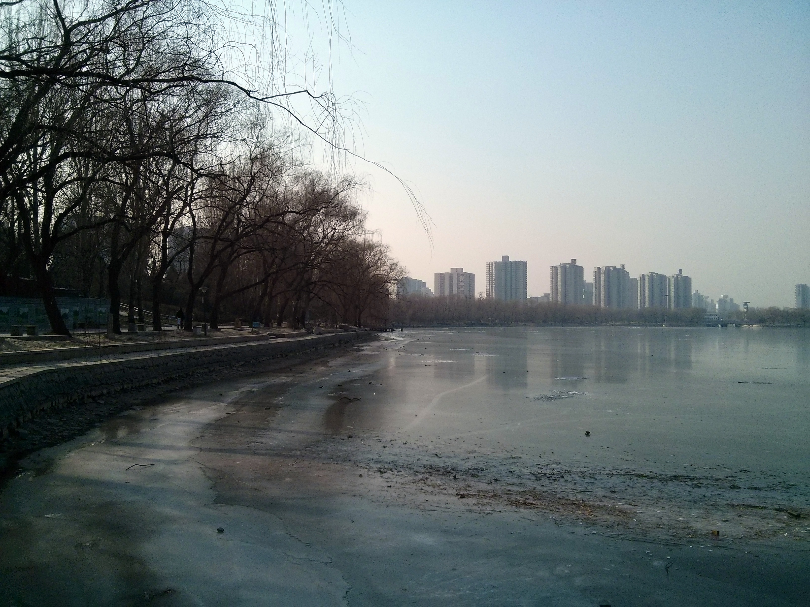 Yuyuantan Park : Beijing | Visions of Travel