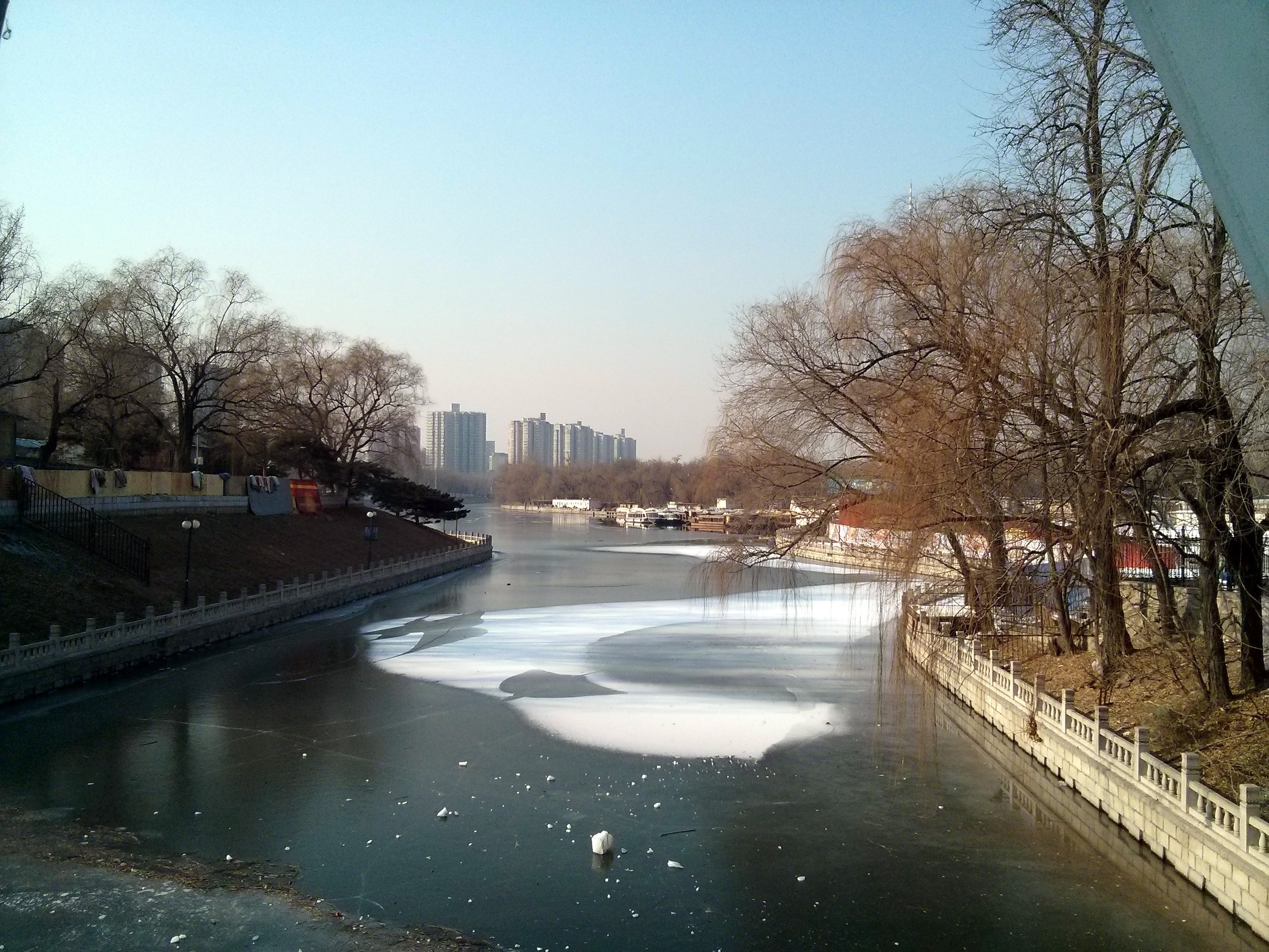 Yuyuantan Park : Beijing | Visions of Travel