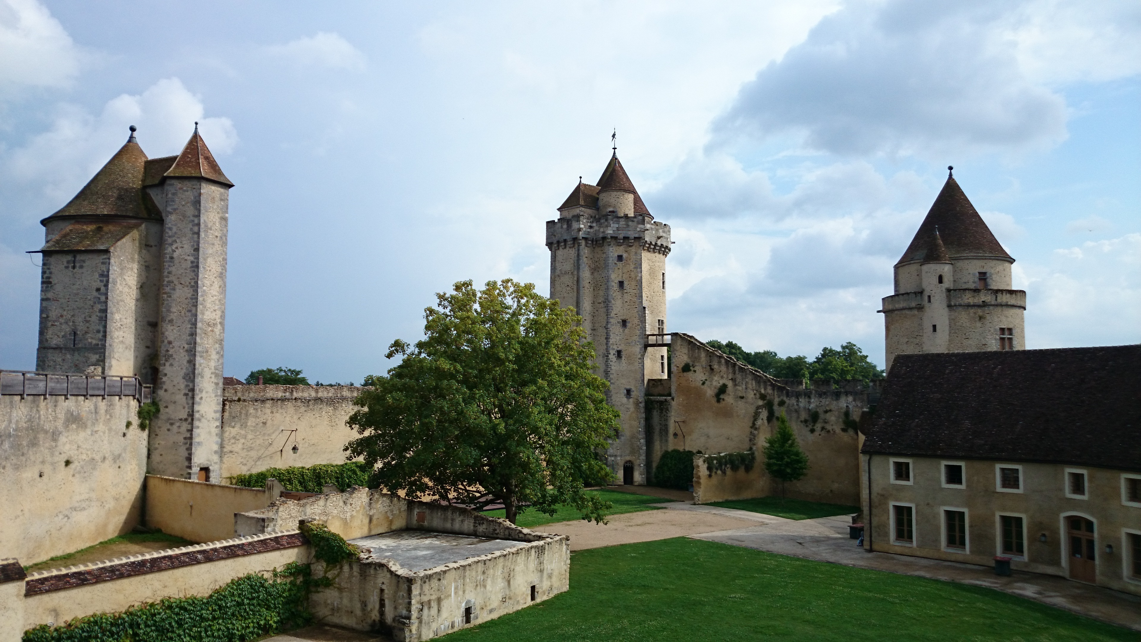 Château de Blandy-les-Tours Castle : France | Visions of Travel