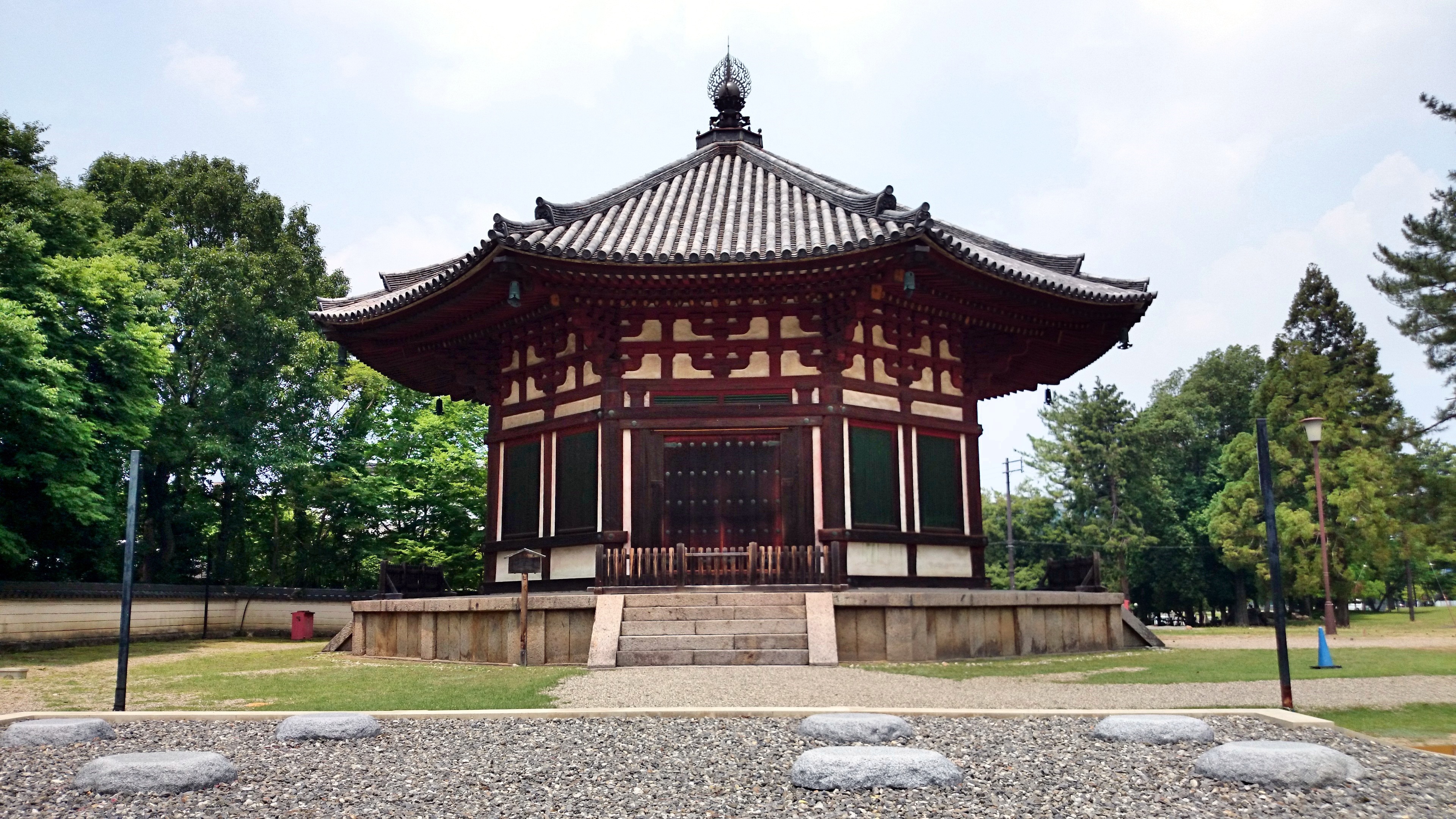 The temples and shrines of Nara Park | Visions of Travel