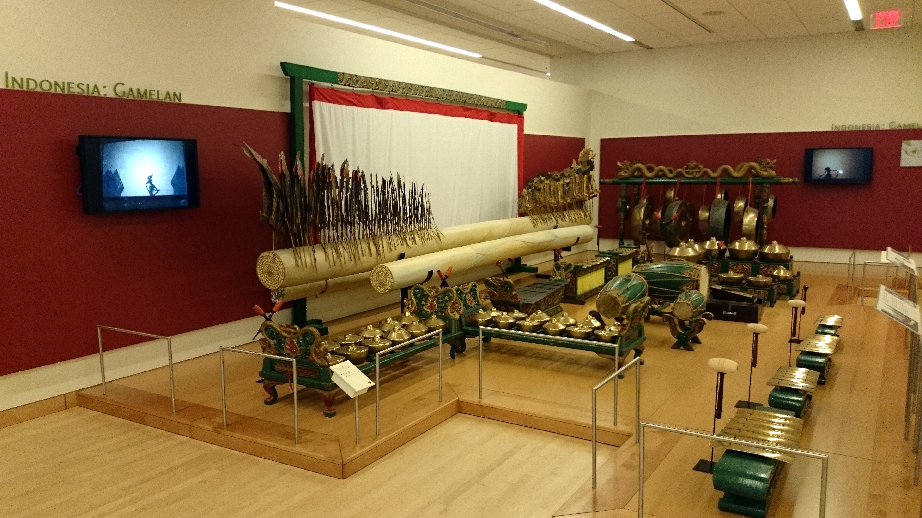 Musical Instruments Museum : Phoenix Arizona | Visions of Travel