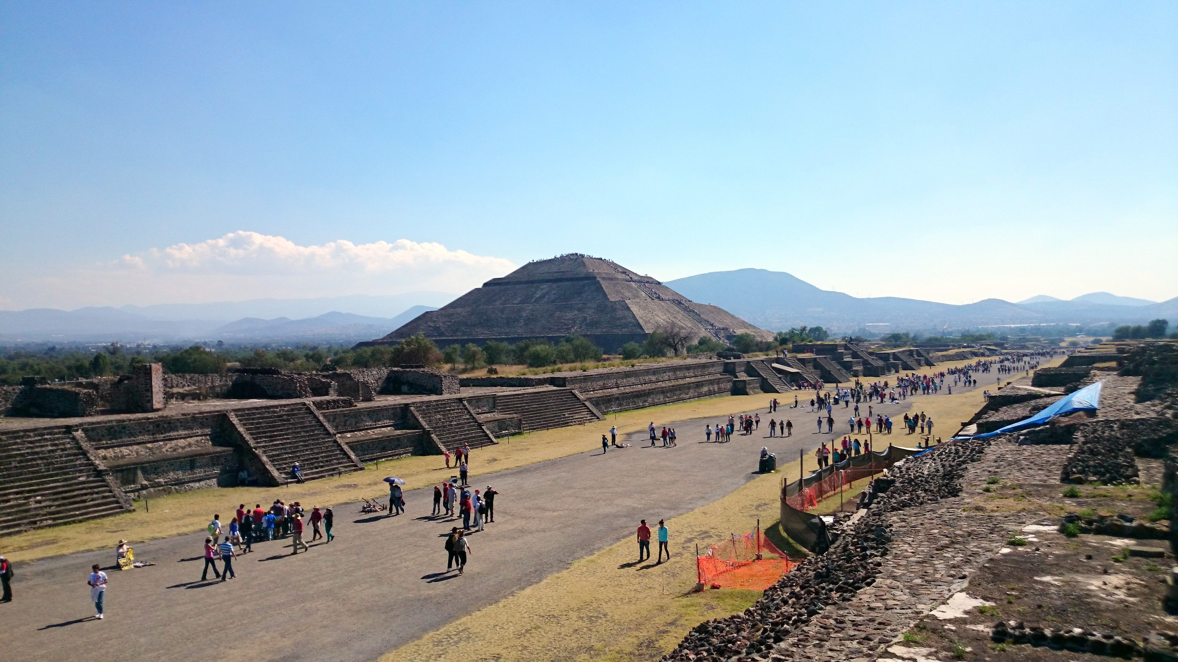Teotihuacan Pyramids : Mexico City | Visions of Travel