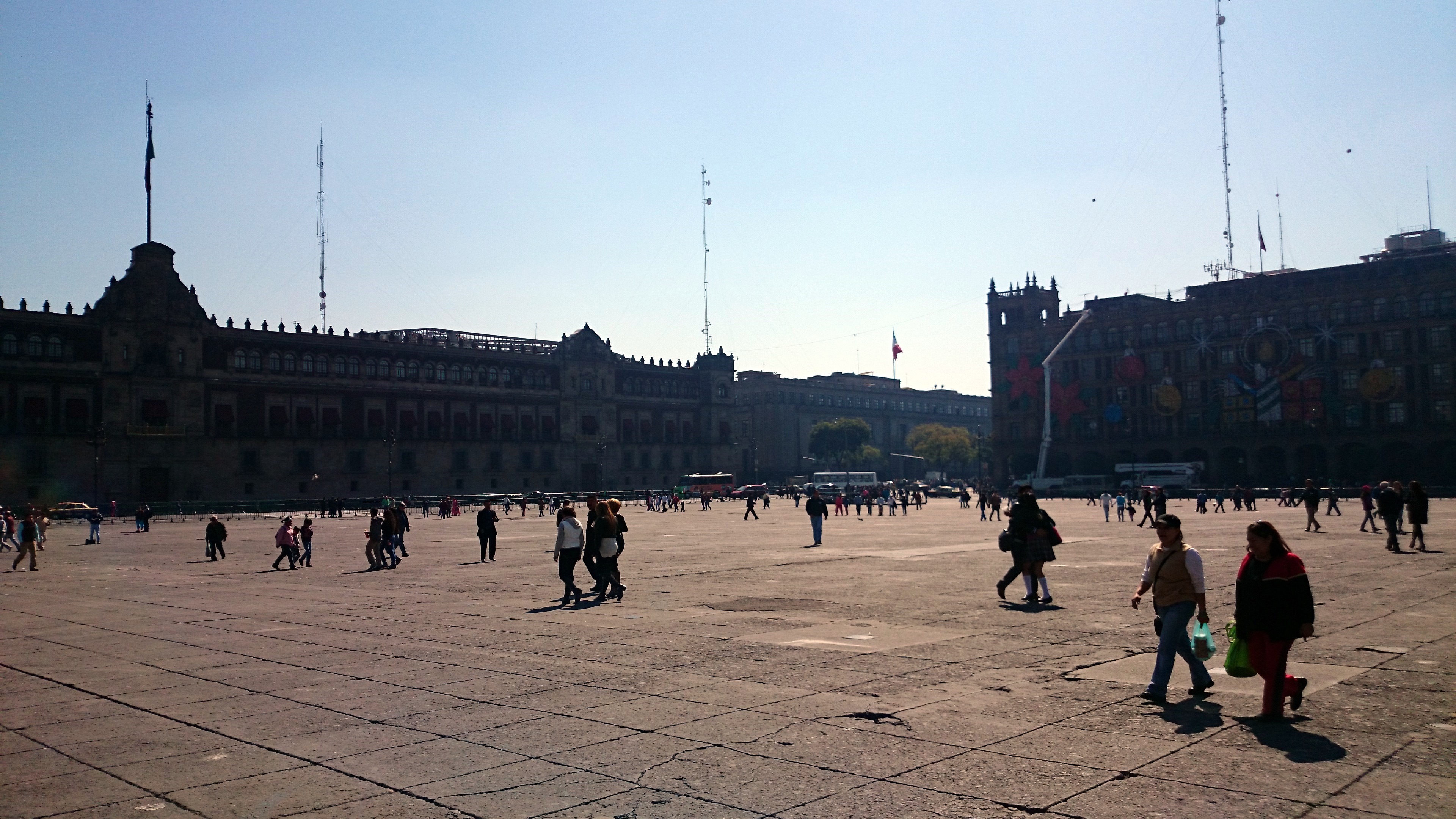 Metropolitan Cathedral and Constitution Plaza : Zocalo Mexico City ...