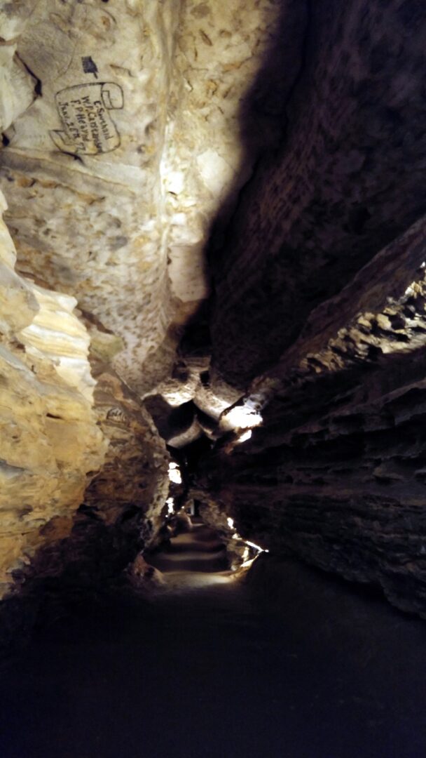 Following Tom Sawyer into Mark Twain Cave : Hannibal Missouri | Visions ...