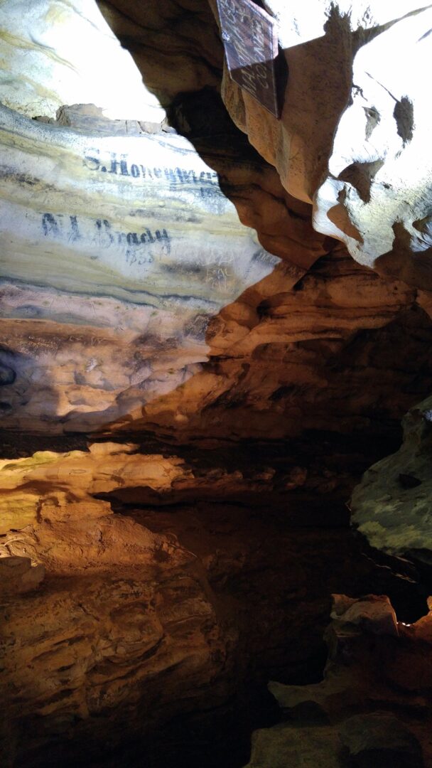 Following Tom Sawyer into Mark Twain Cave : Hannibal Missouri | Visions ...