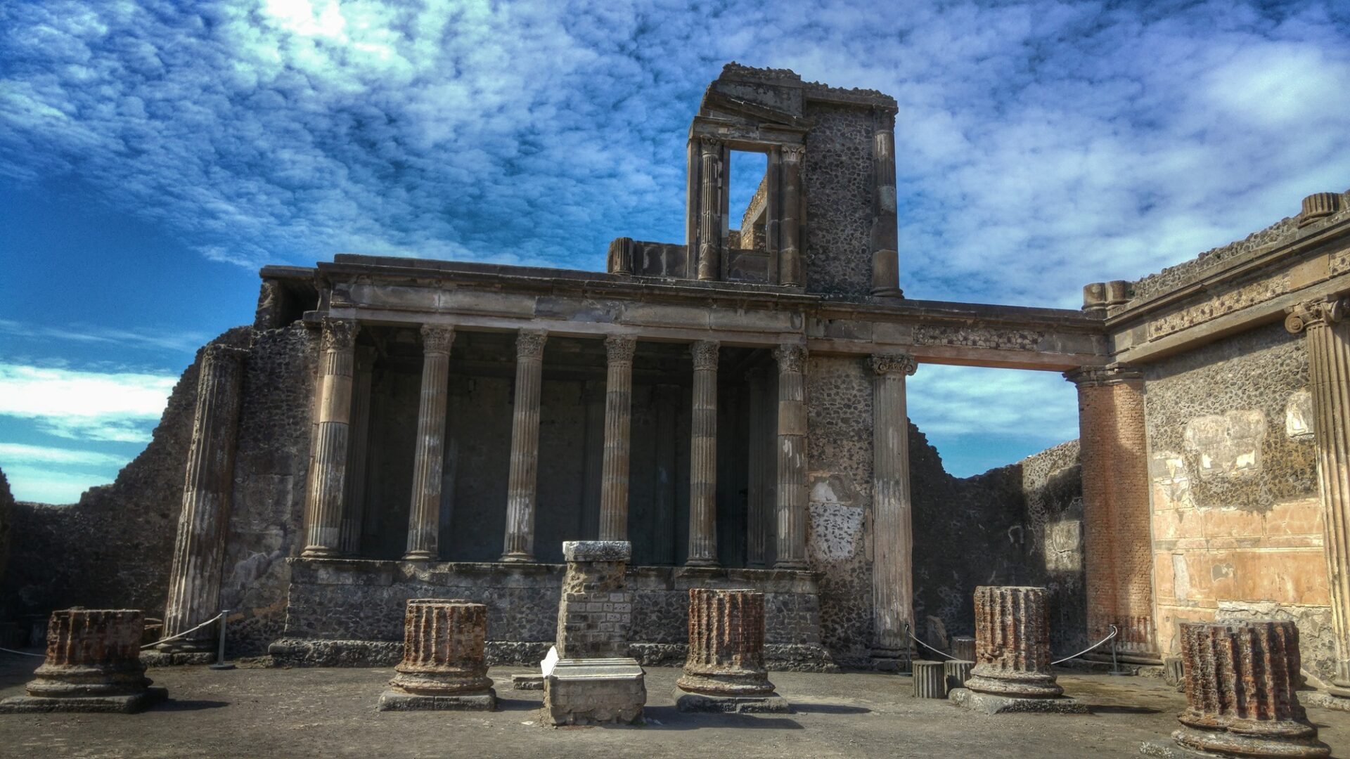 Visions of Pompeii : Italy | Visions of Travel