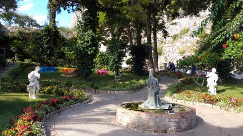 Gardens of Augustus : Capri Island Italy | Visions of Travel
