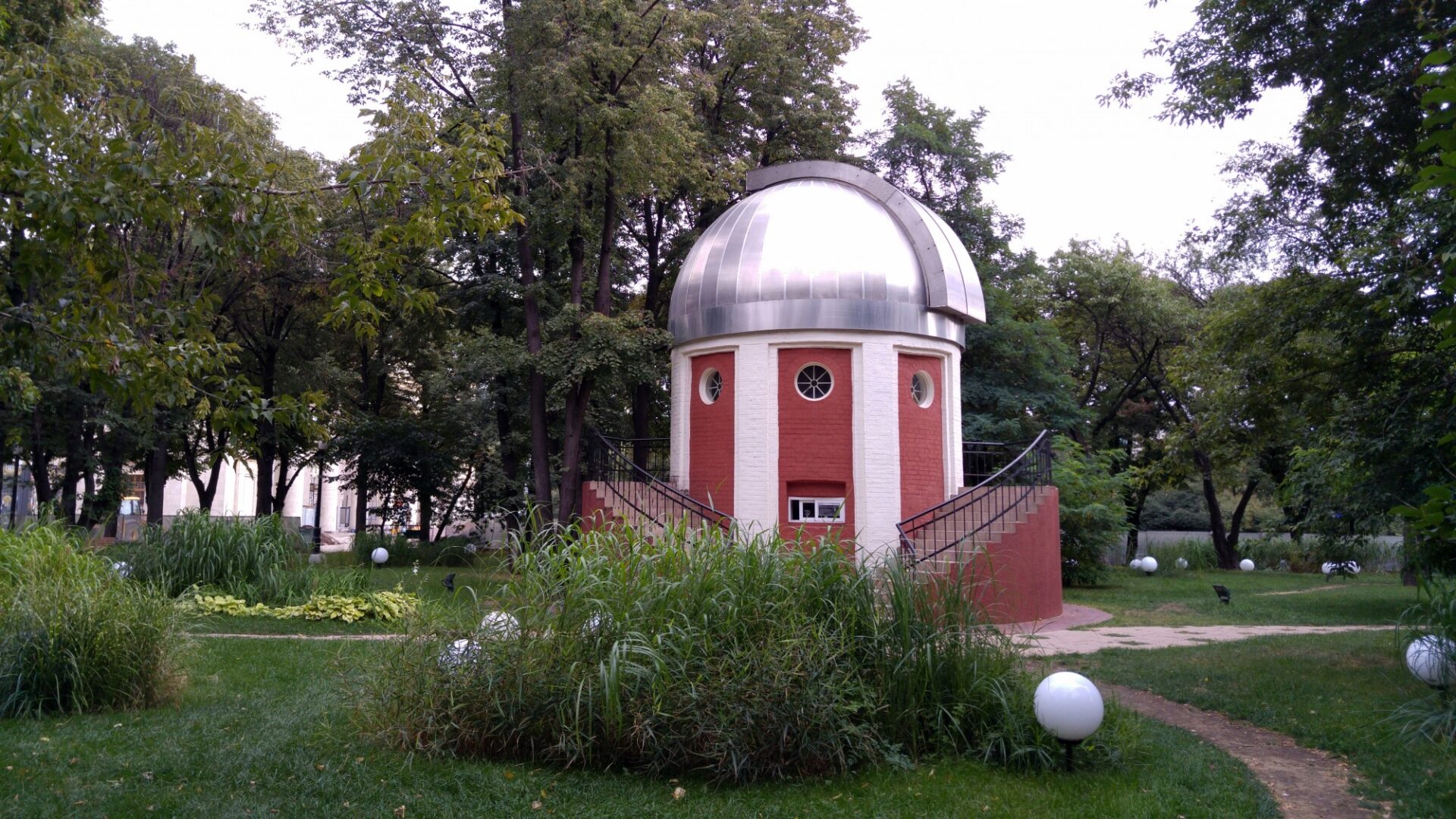 Gorky Central Park of Culture and Leisure : Moscow | Visions of Travel