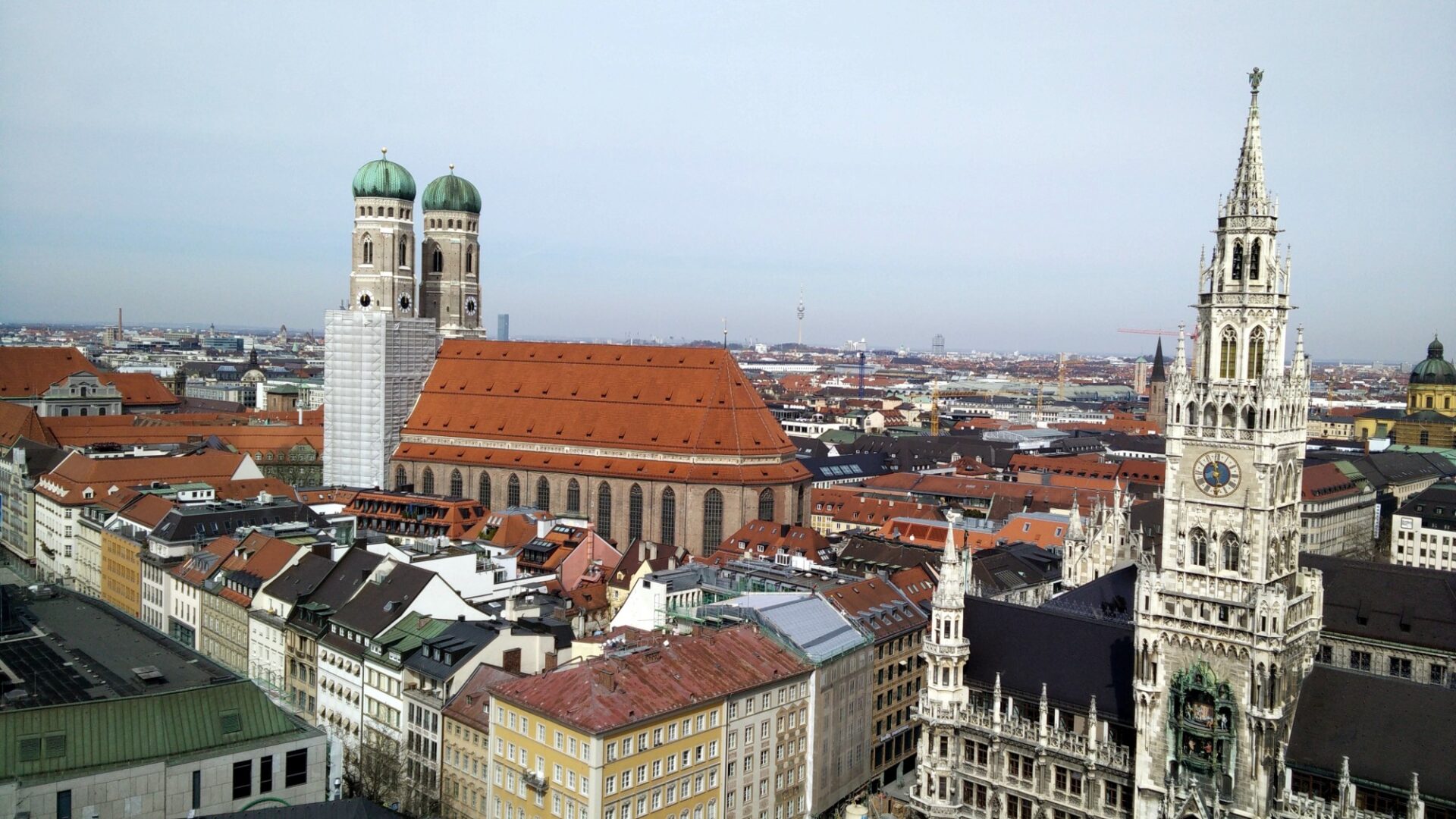 Walking tour around Munich Old Town : Germany | Visions of Travel