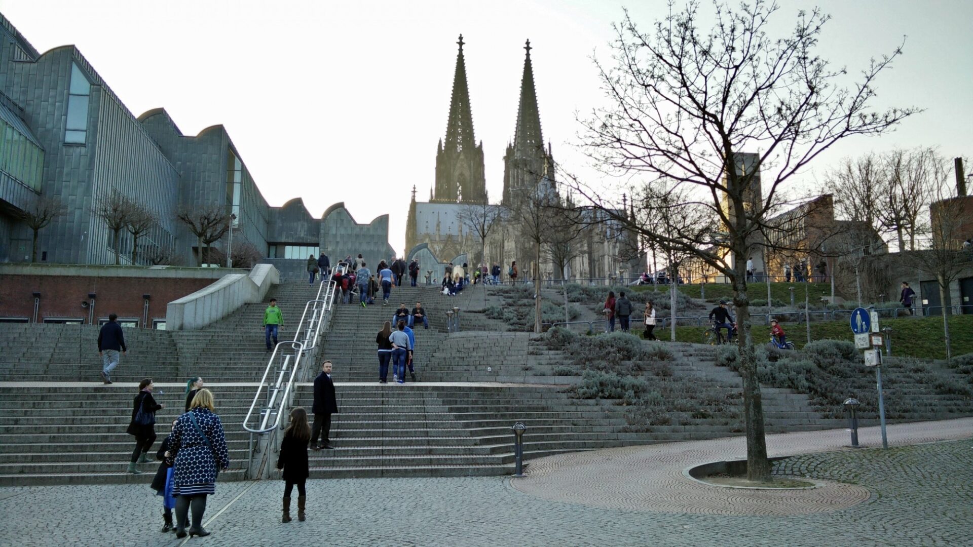 Historic Old Town of Cologne : Germany | Visions of Travel