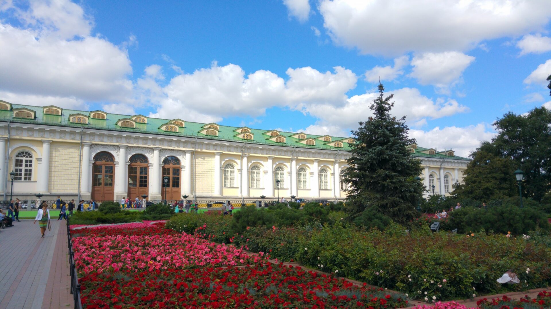 Tour of the Kremlin : Moscow | Visions of Travel