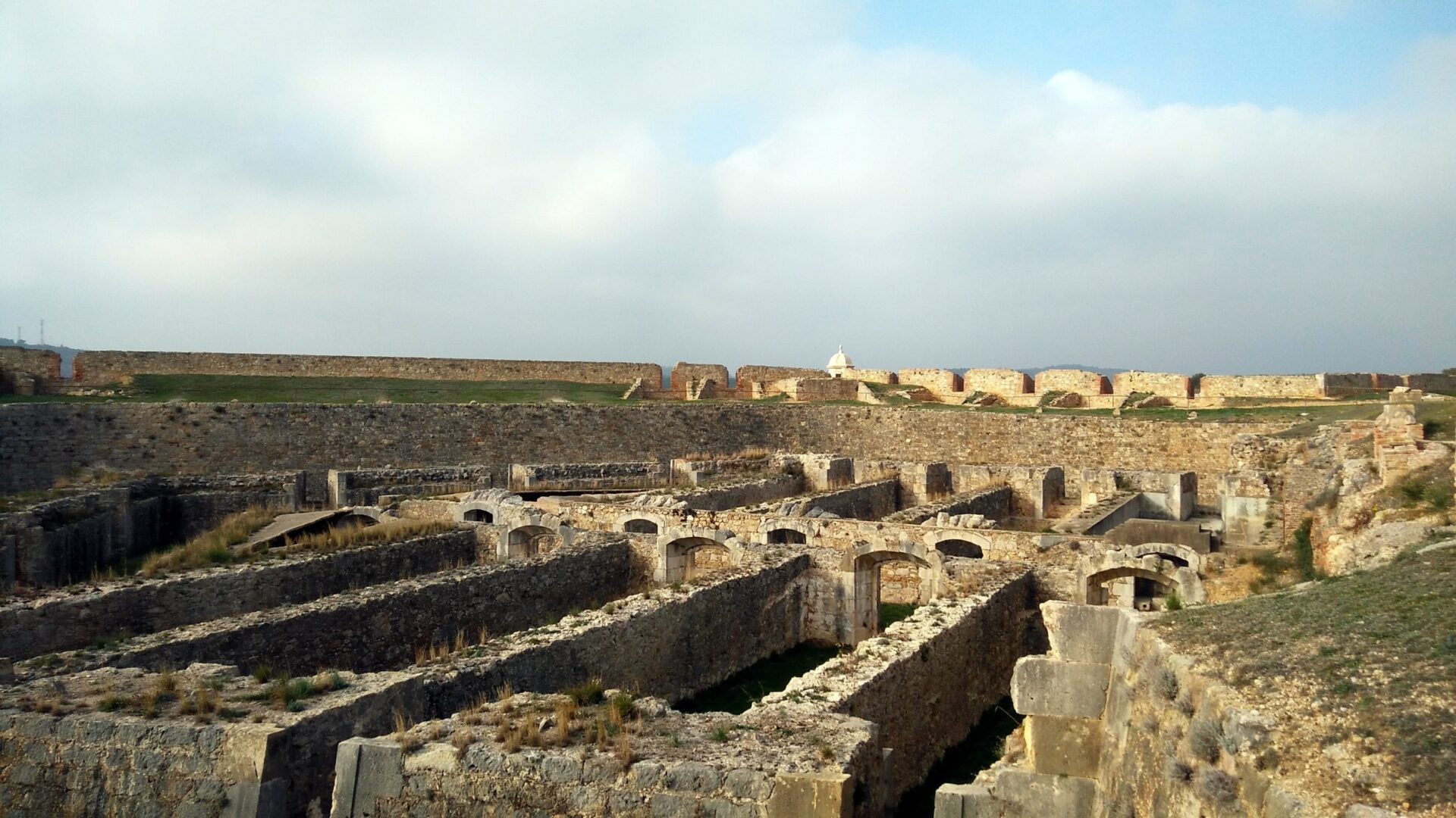 Sant Ferran Castle : Figueres Spain | Visions of Travel