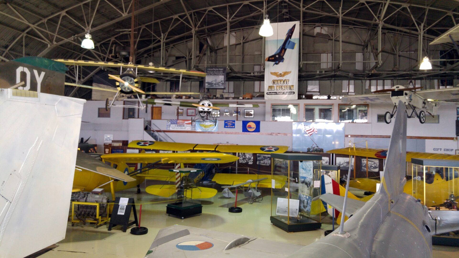Combat Air Museum : Topeka Kansas | Visions of Travel