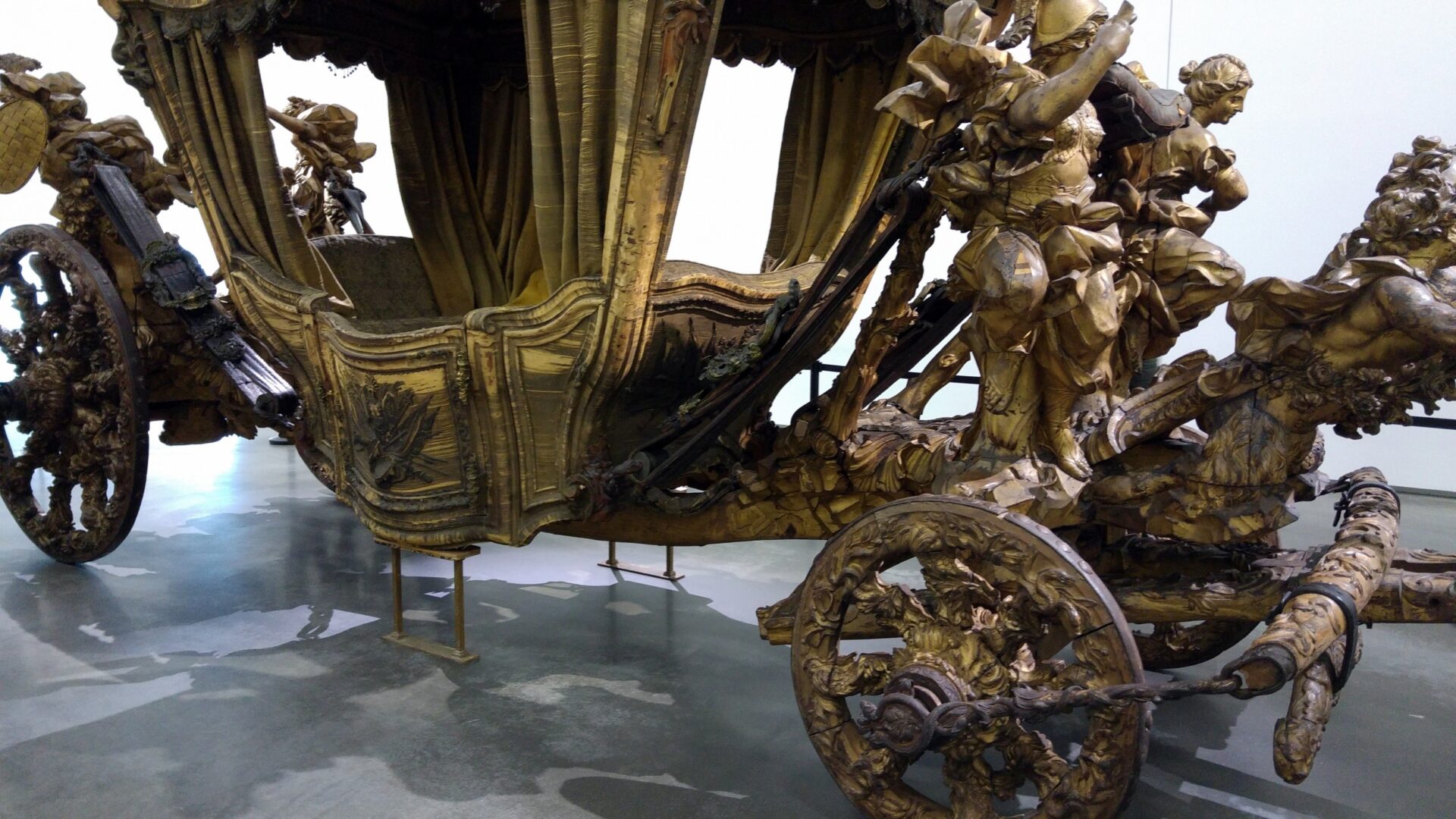 New National Coach Museum : Lisbon | Visions of Travel