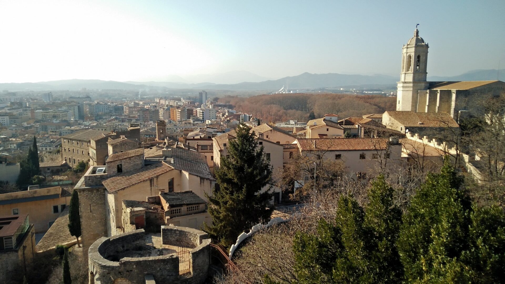 University of Girona wall walk: Spain | Visions of Travel