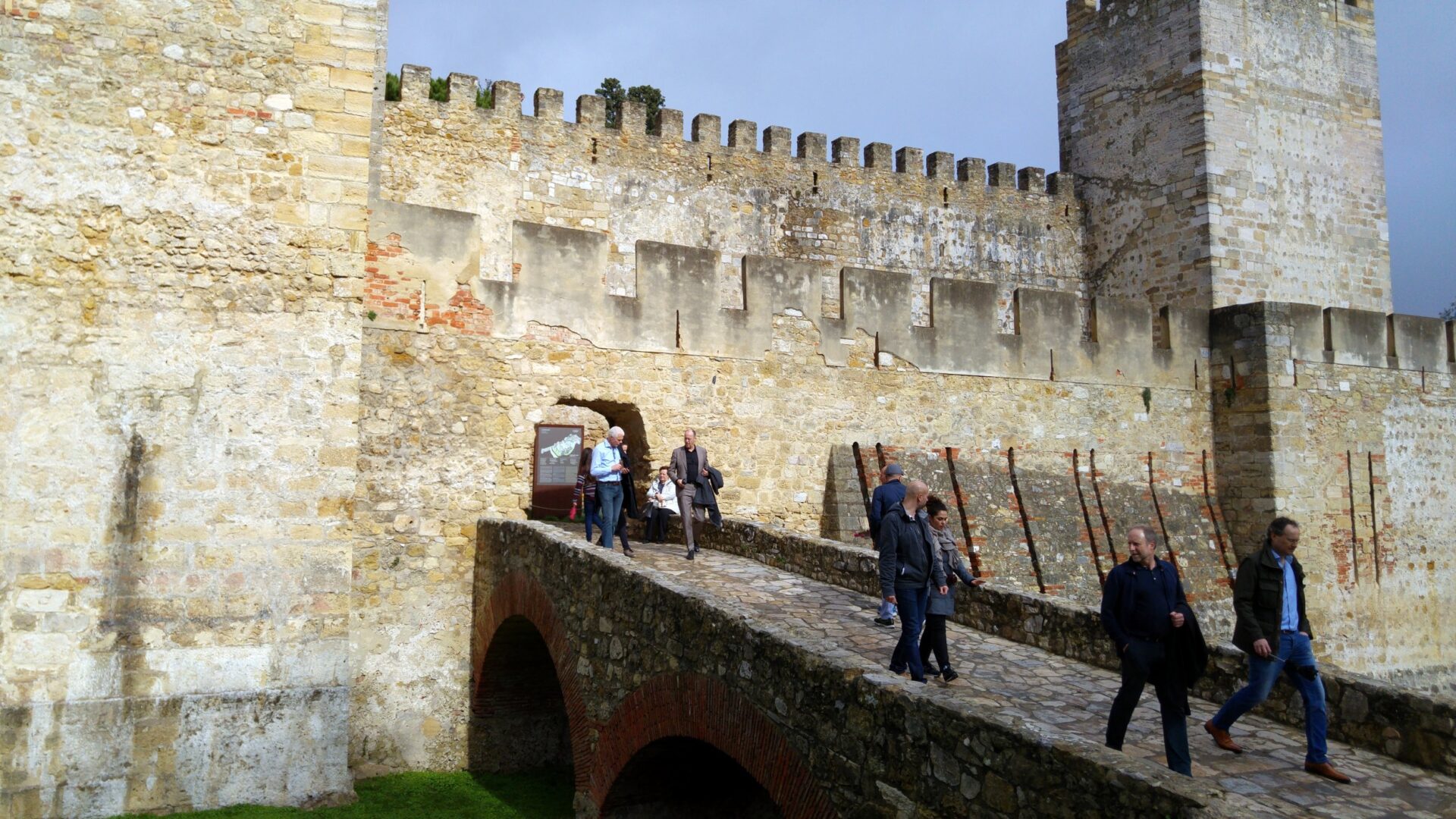 Castelo de Sao Jorge : Lisbon | Visions of Travel