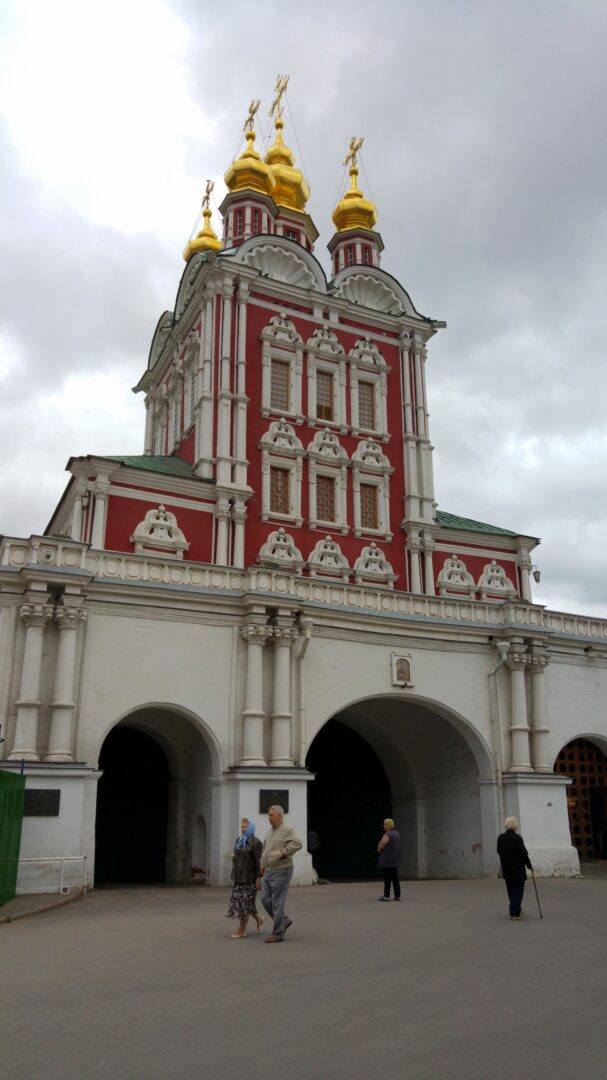 Novodevichy Convent : Moscow | Visions of Travel