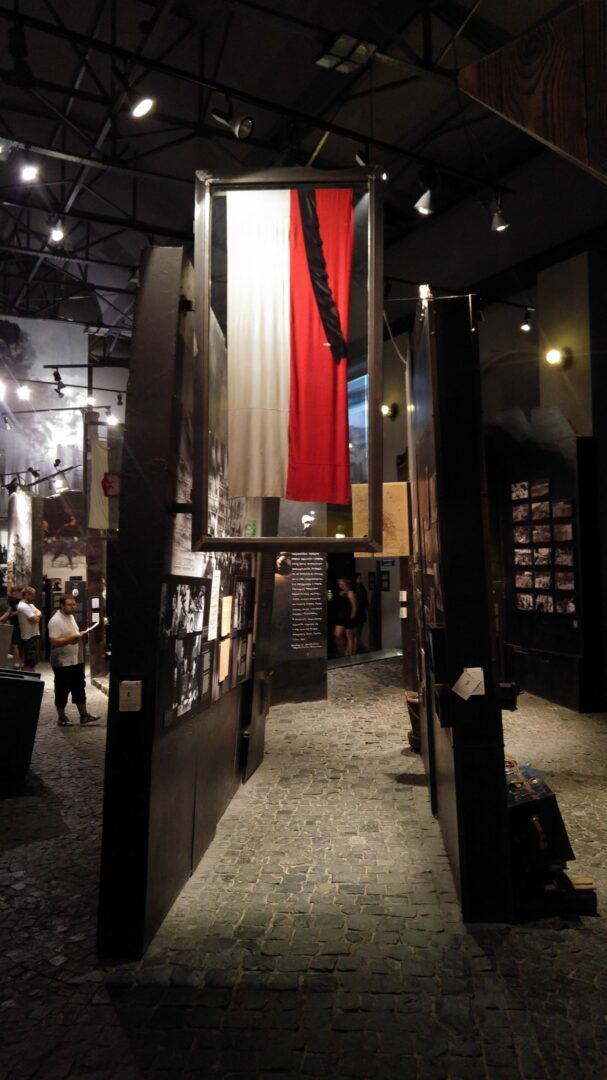 Warsaw Uprising Resistance Museum | Visions of Travel
