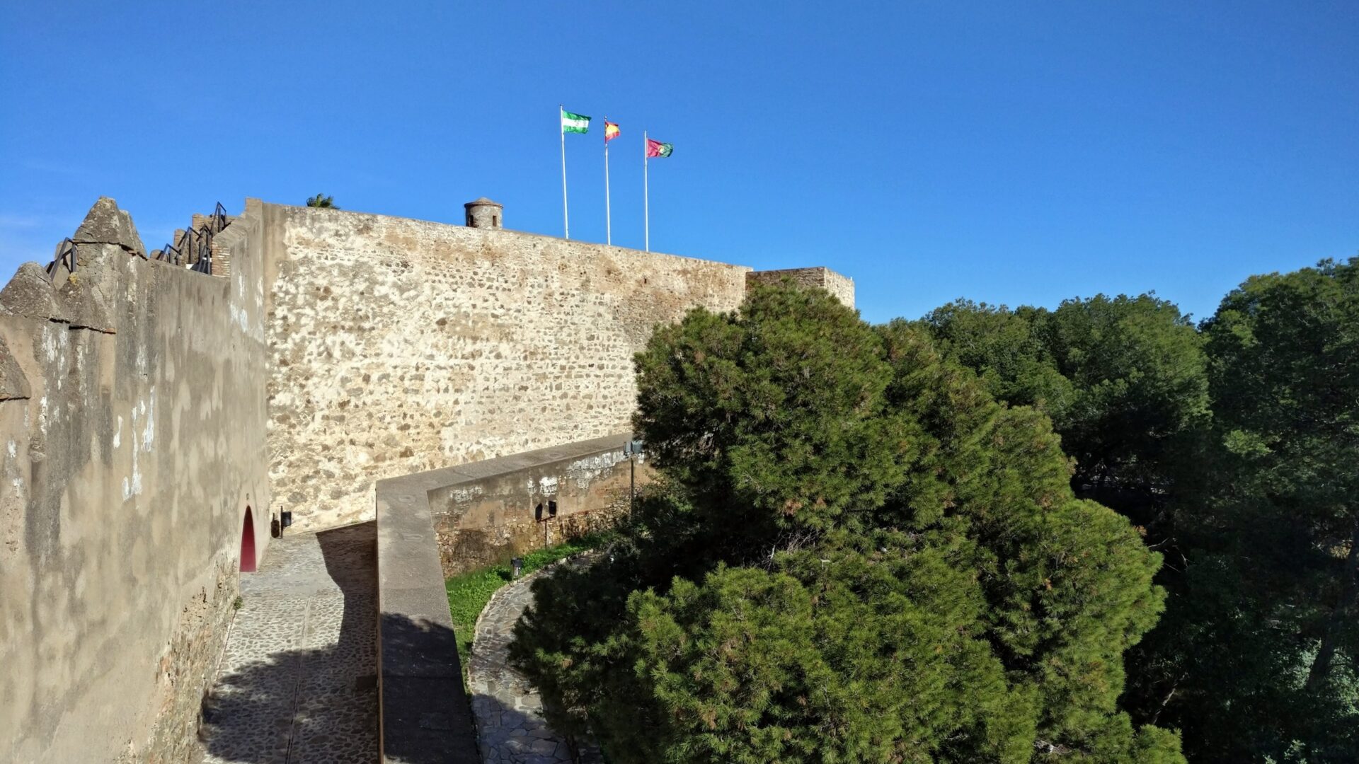 Castillo de Gibralfaro : Malaga | Visions of Travel