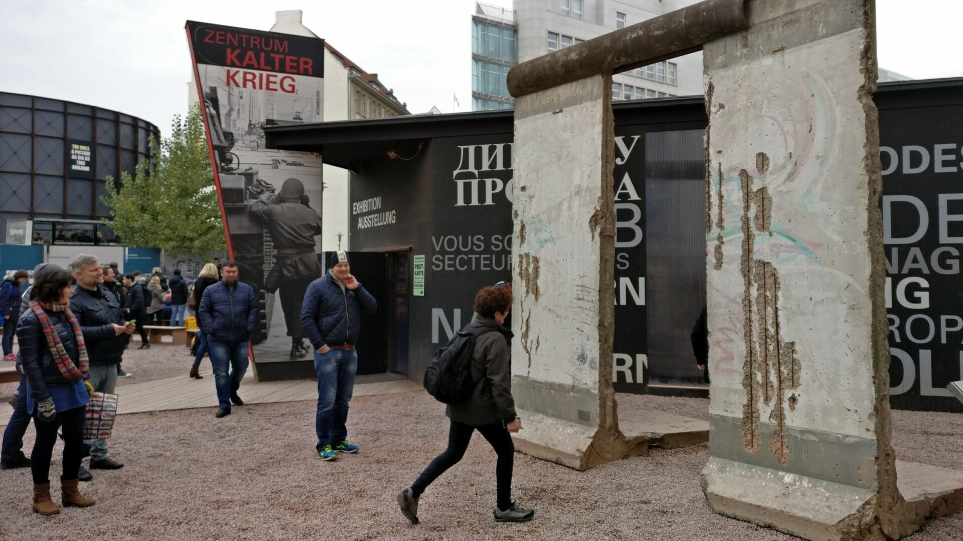 Checkpoint Charlie & Gendarmenmarkt : Berlin | Visions of Travel