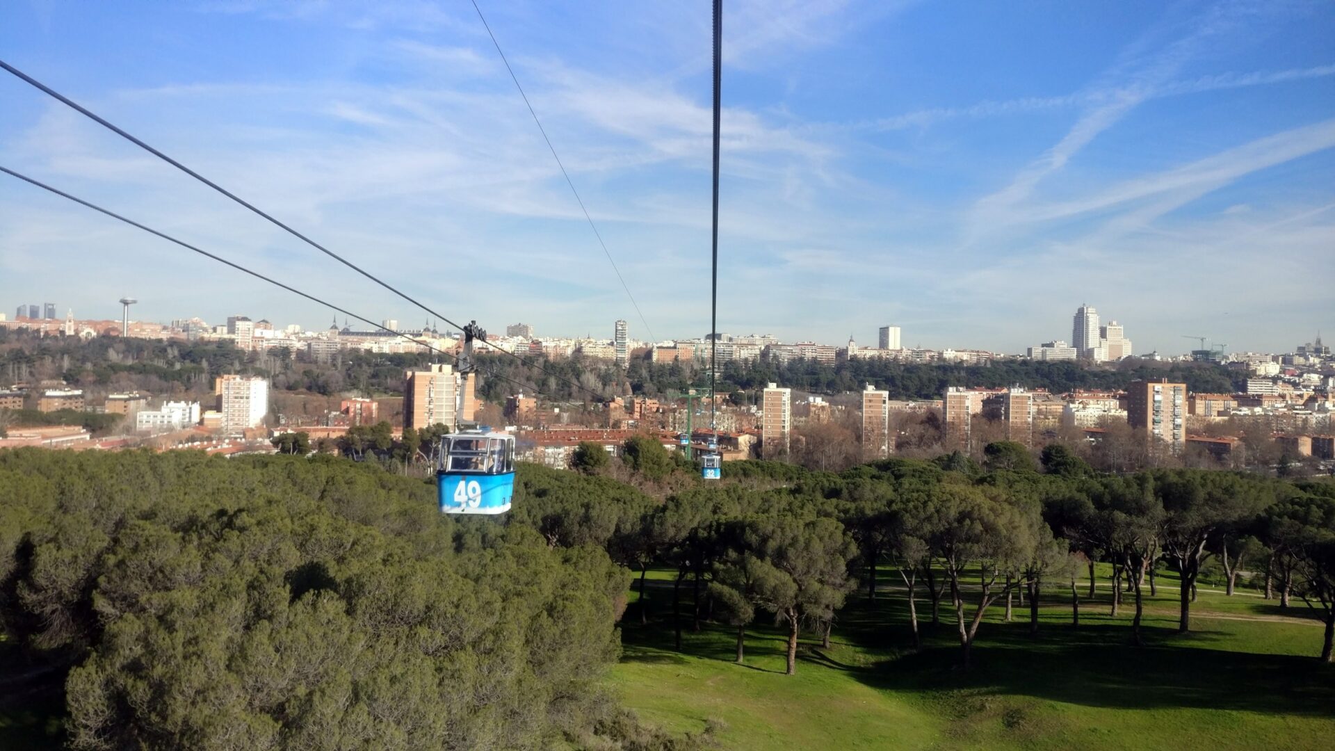 Teleférico en Rosales cable car : Madrid | Visions of Travel