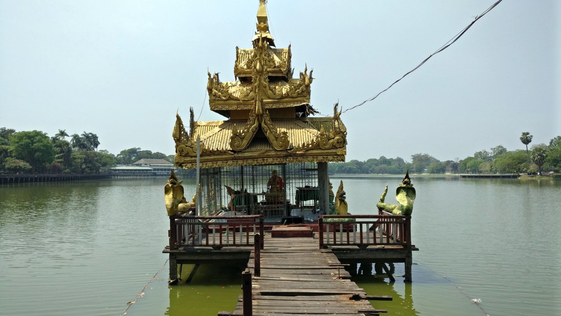 Kandawgyi Park : Yangon | Visions of Travel