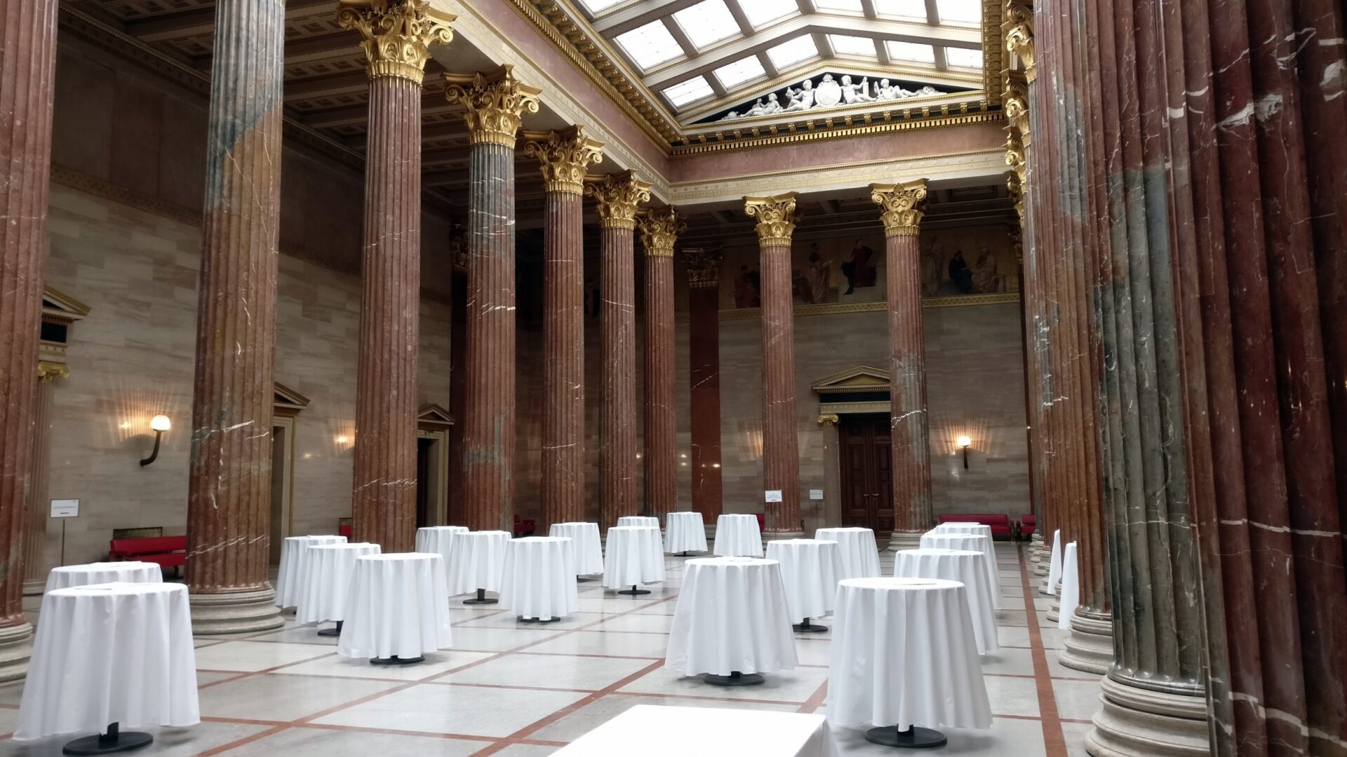 Rathaus & Rathausplatz : Vienna | Visions of Travel