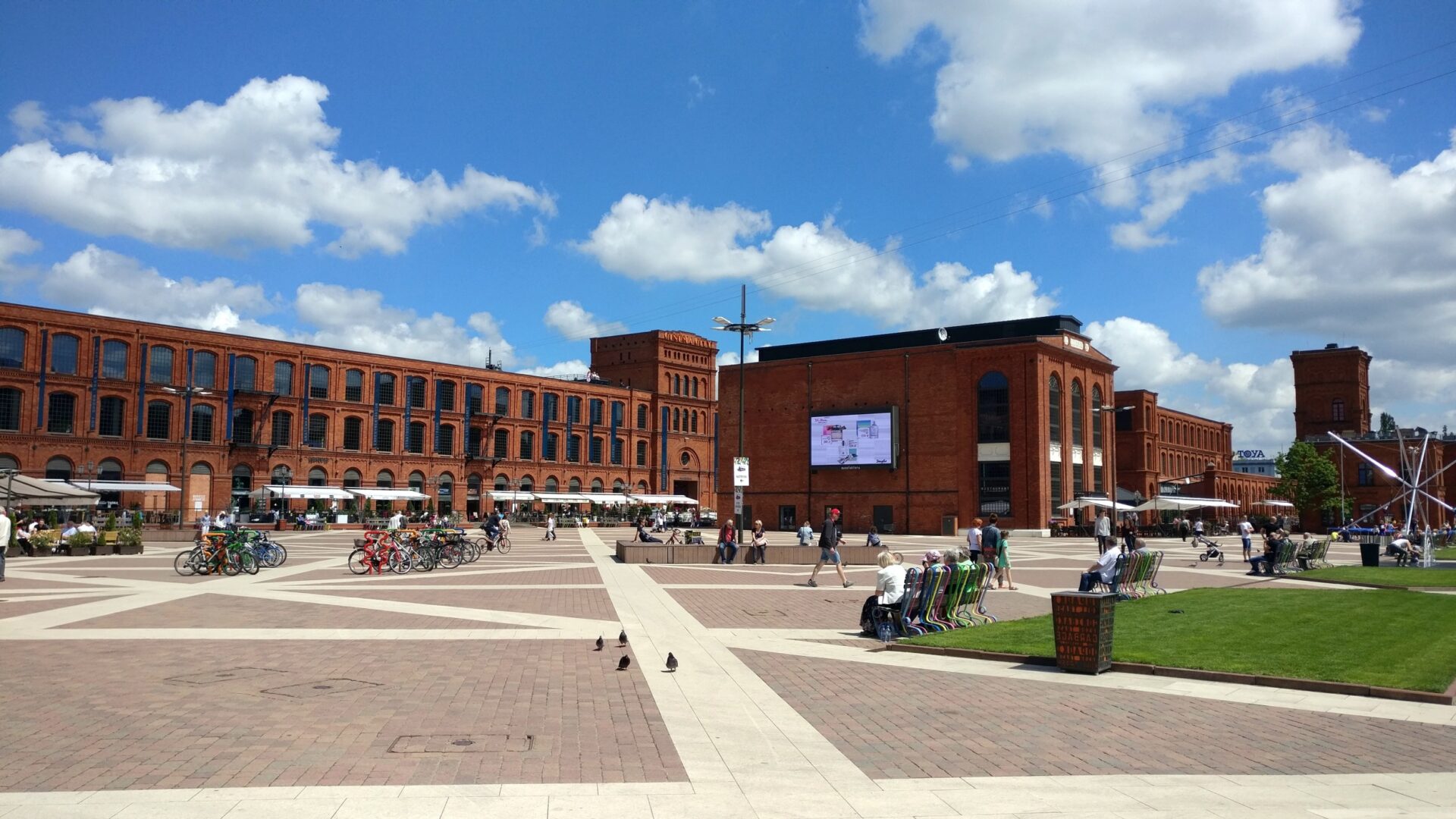 Visions of Lodz : Poland | Visions of Travel