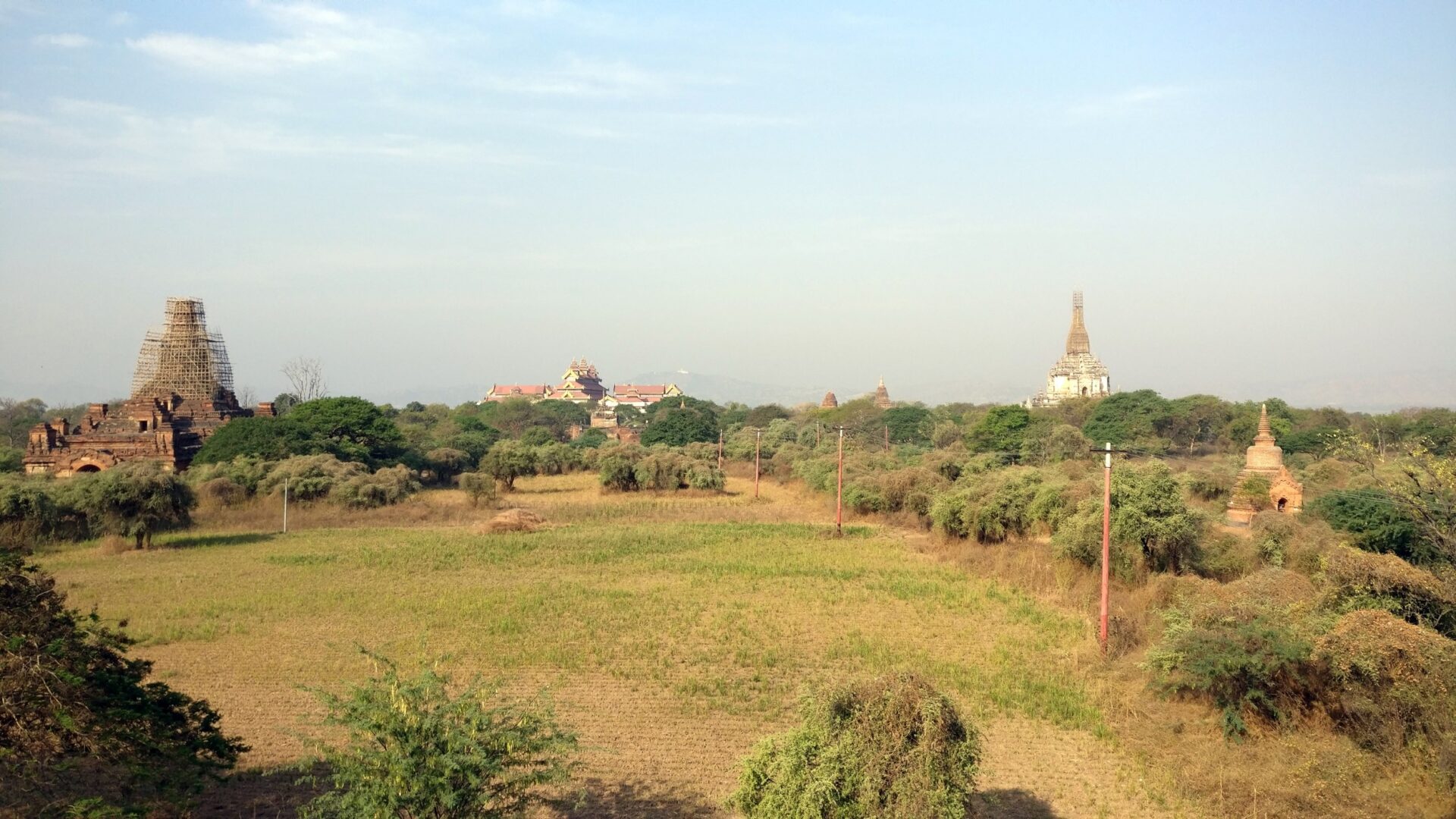 Bagan Day 1 Temple Run Part 1 : Burma | Visions of Travel