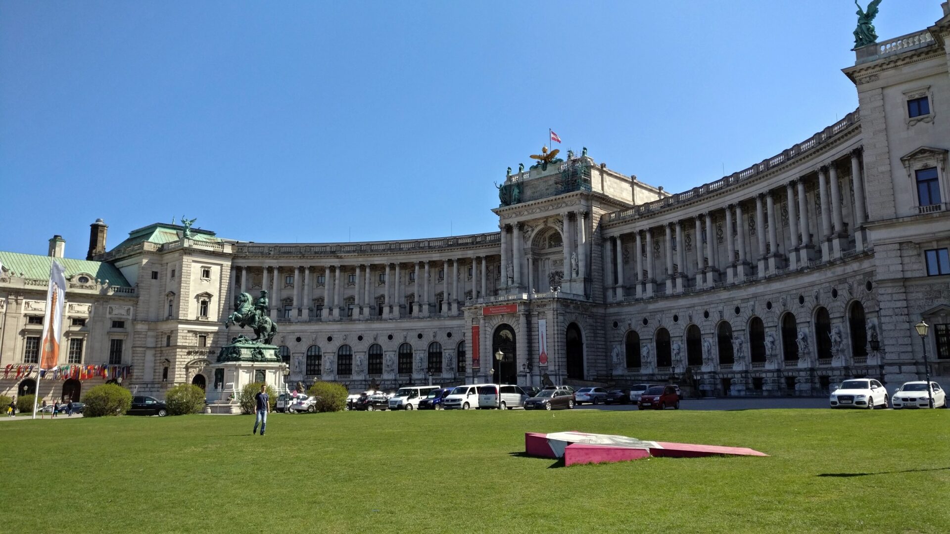 St. Stephen’s Cathedral & Old town : Vienna | Visions of Travel