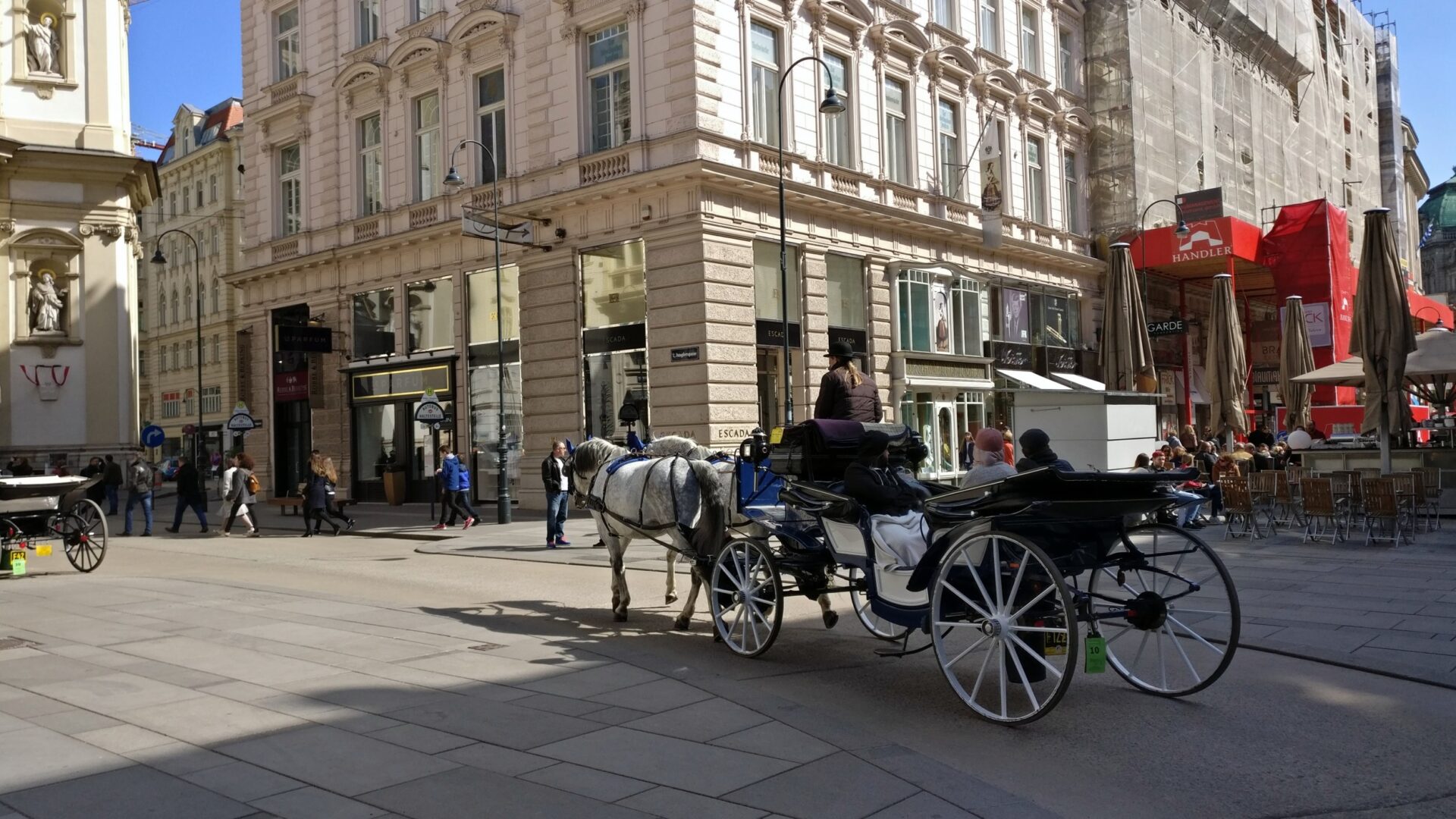 St. Stephen’s Cathedral & Old town : Vienna | Visions of Travel