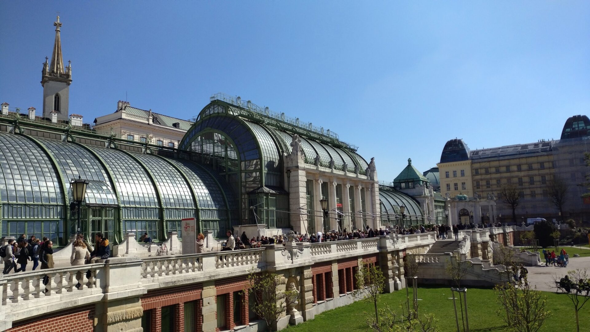 St. Stephen’s Cathedral & Old town : Vienna | Visions of Travel