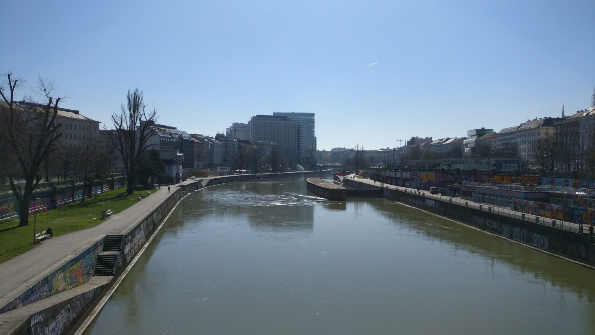 Walking tour of Vienna’s park, canals, and university | Visions of Travel