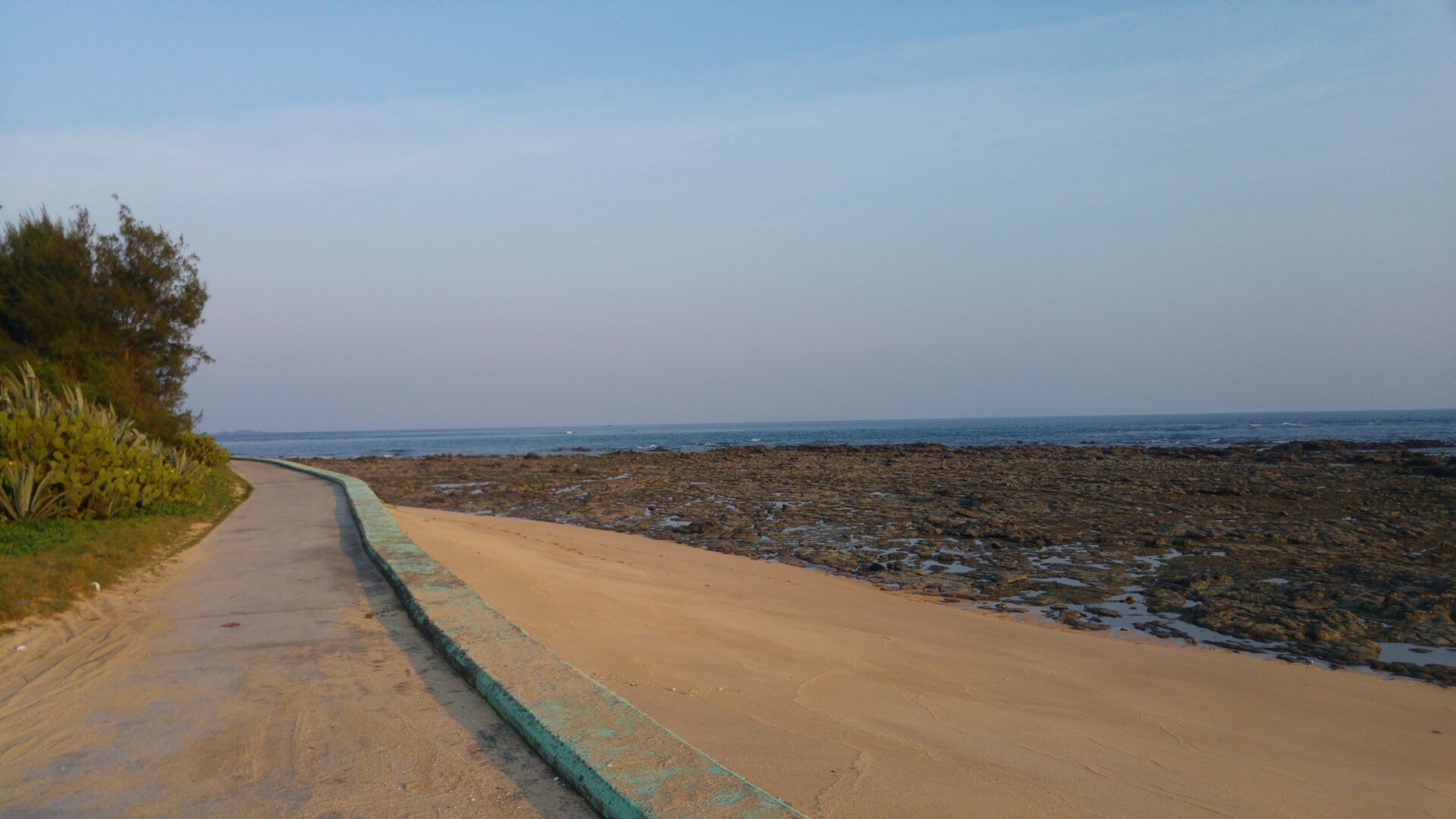 Shihli beach and Shetou Hill : Penghu | Visions of Travel