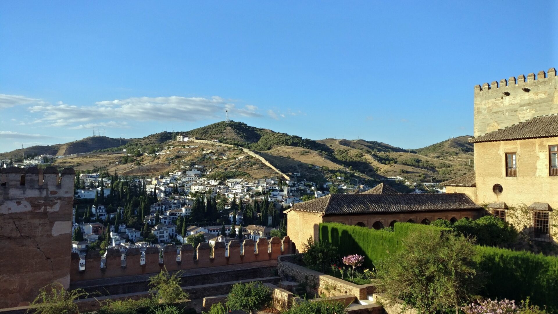 Alhambra Moorish palace : Granada | Visions of Travel