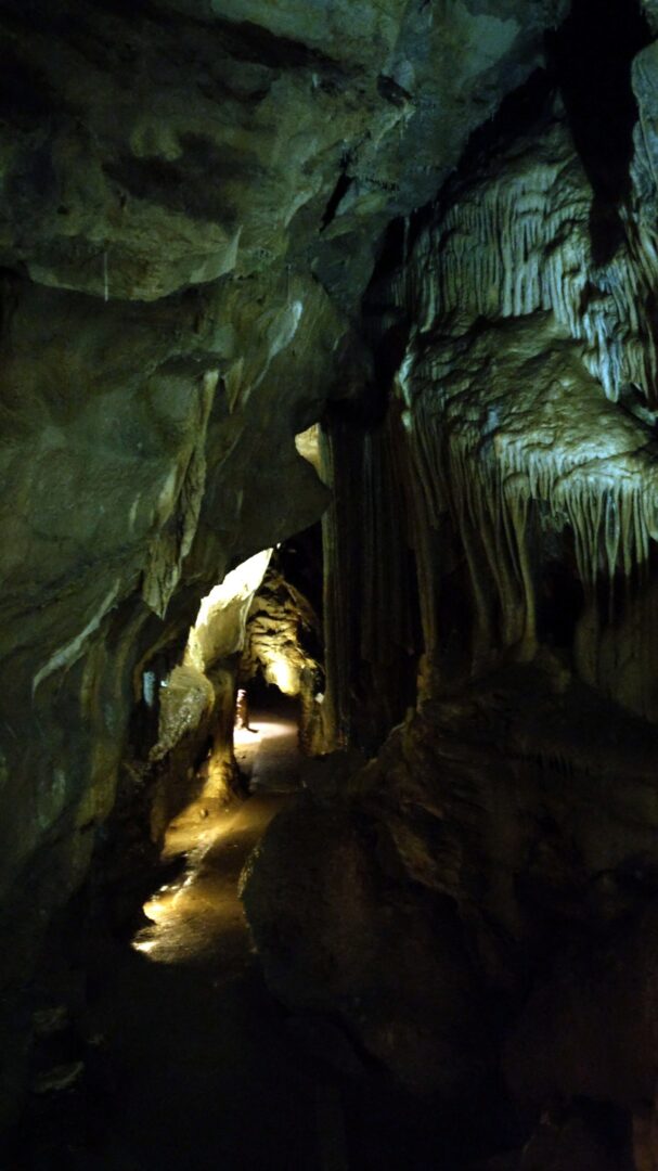 Les Grottes de Remouchamps : Belgium | Visions of Travel