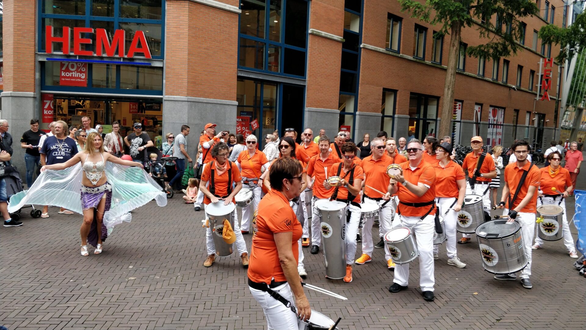 Samba festival Heerlen Netherlands | Visions of Travel