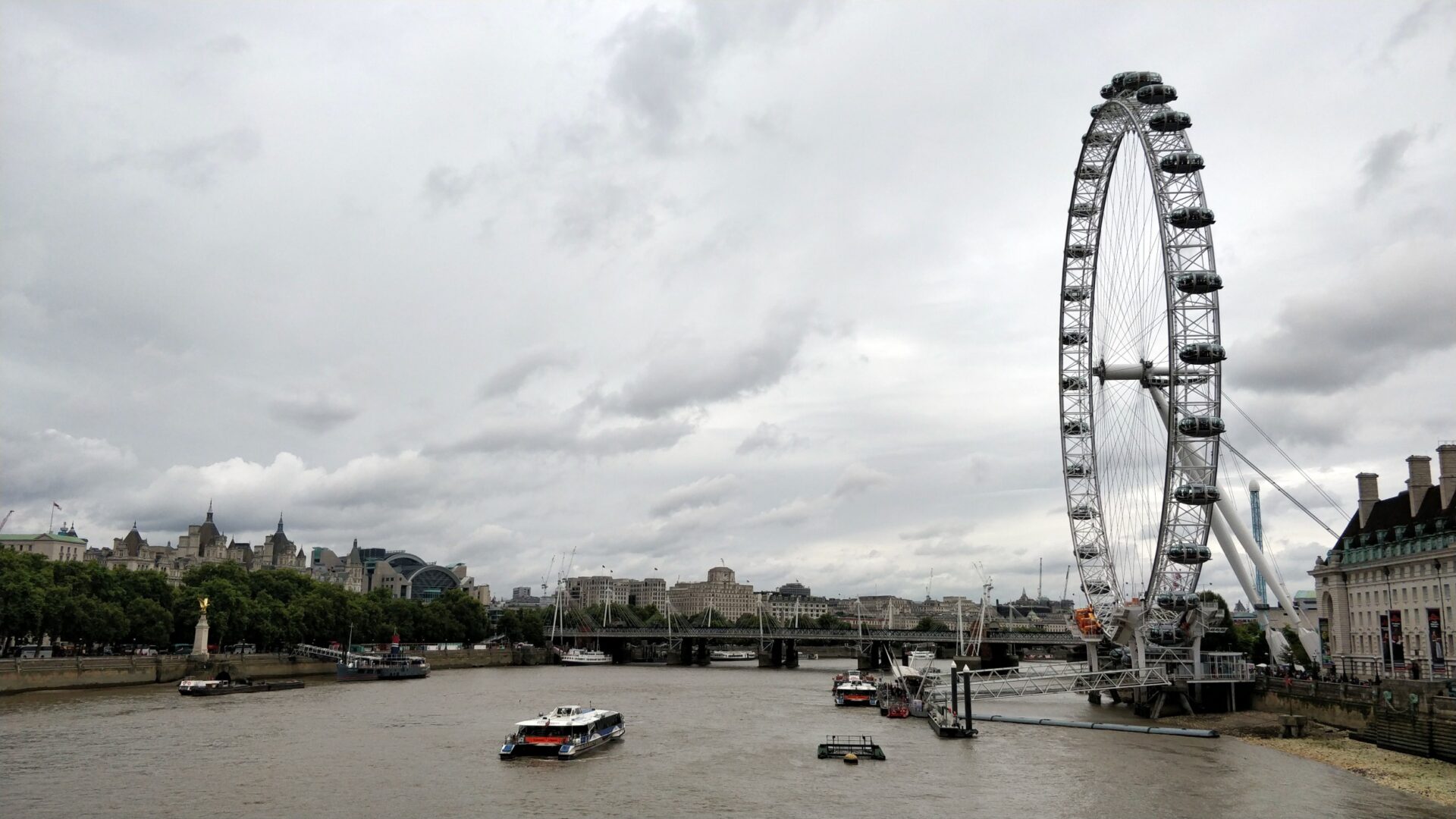 London Eye ferris wheel : England | Visions of Travel