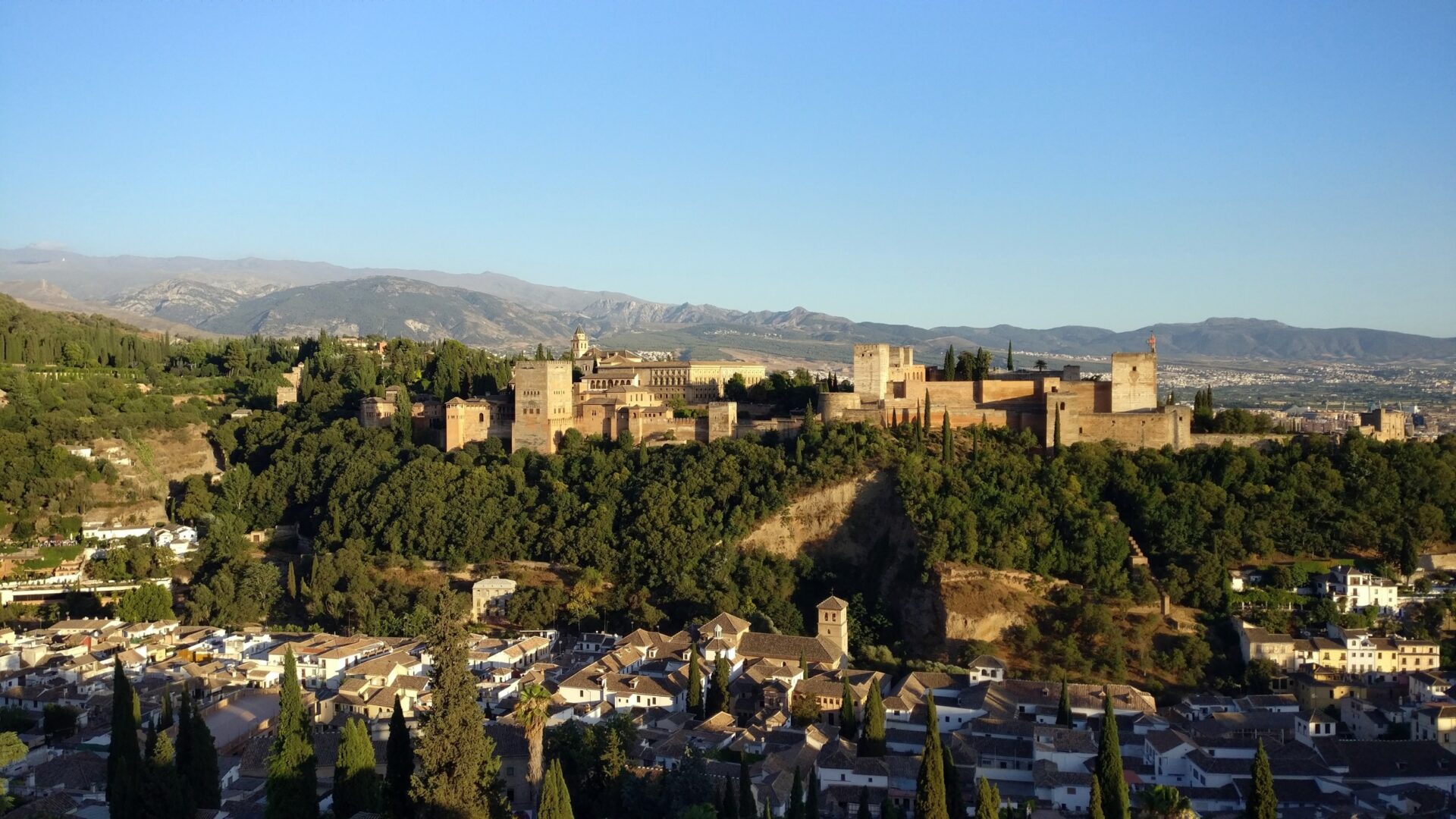 Old town & Muslim Quarter : Granada | Visions of Travel