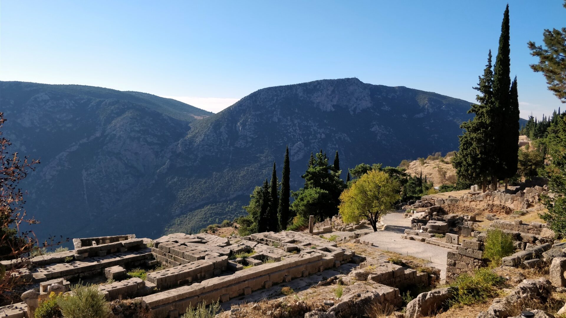 Itea & Delphi : Greece | Visions of Travel