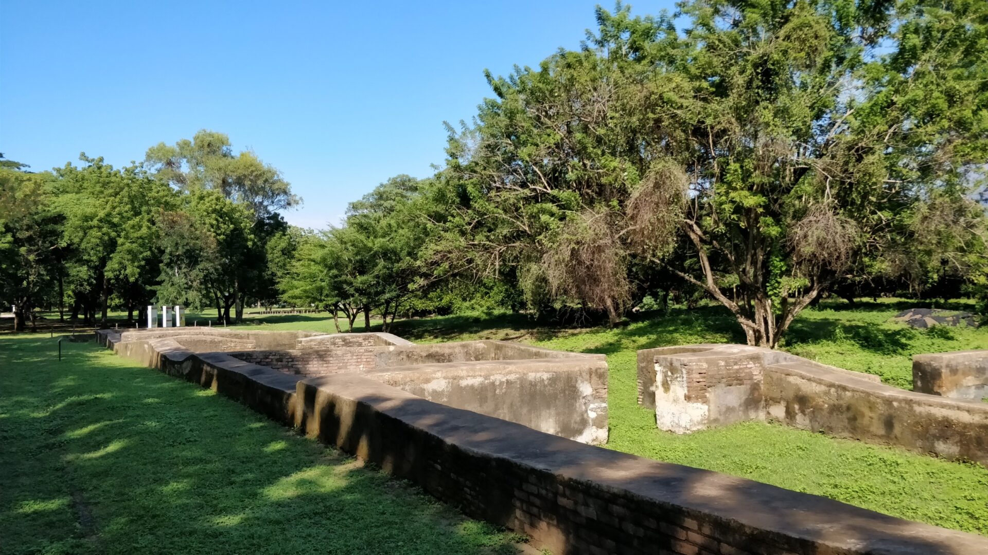 San Jacinto & Ruinas de Leon Viejo : Nicaragua | Visions of Travel