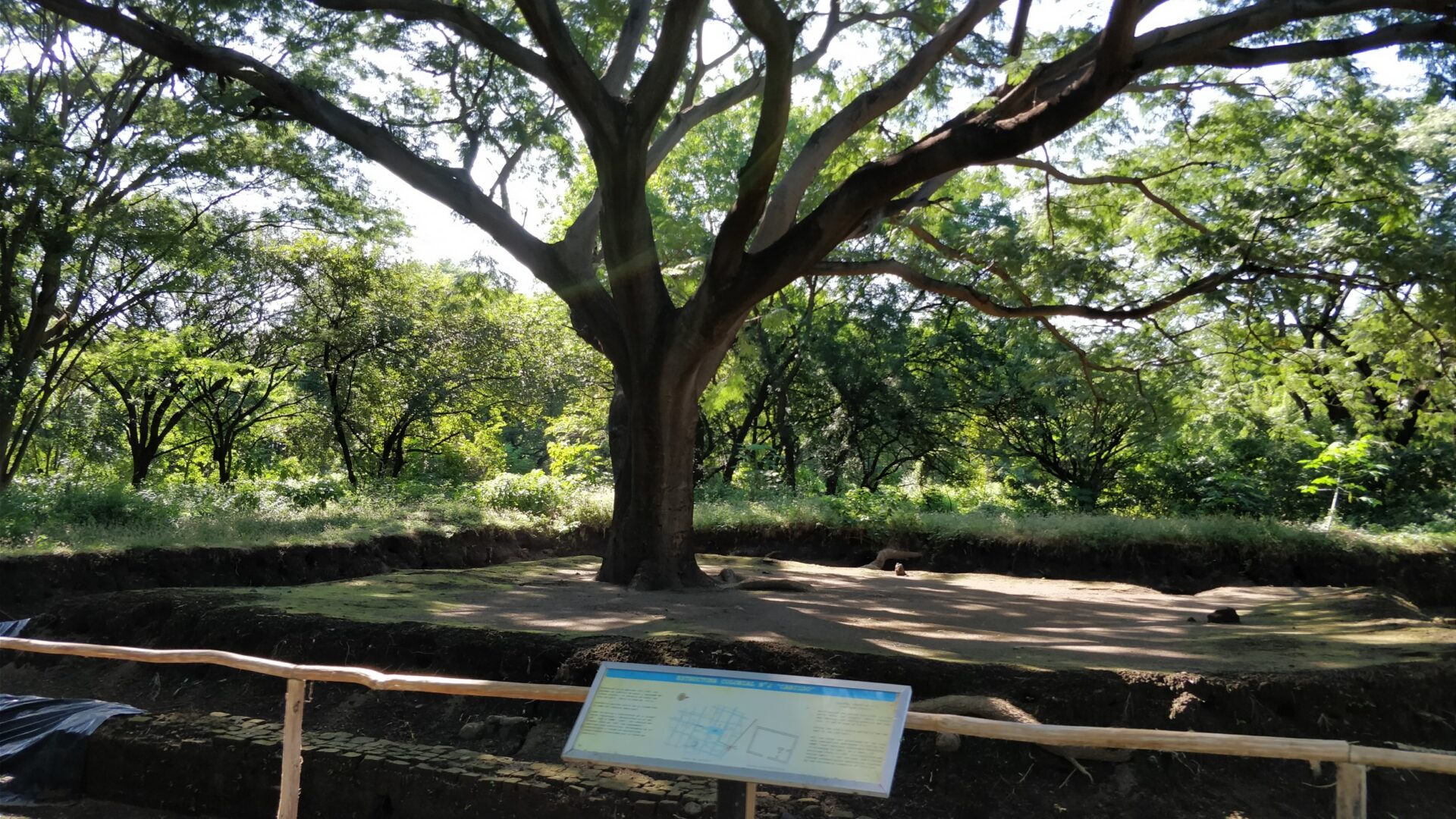 San Jacinto & Ruinas de Leon Viejo : Nicaragua | Visions of Travel
