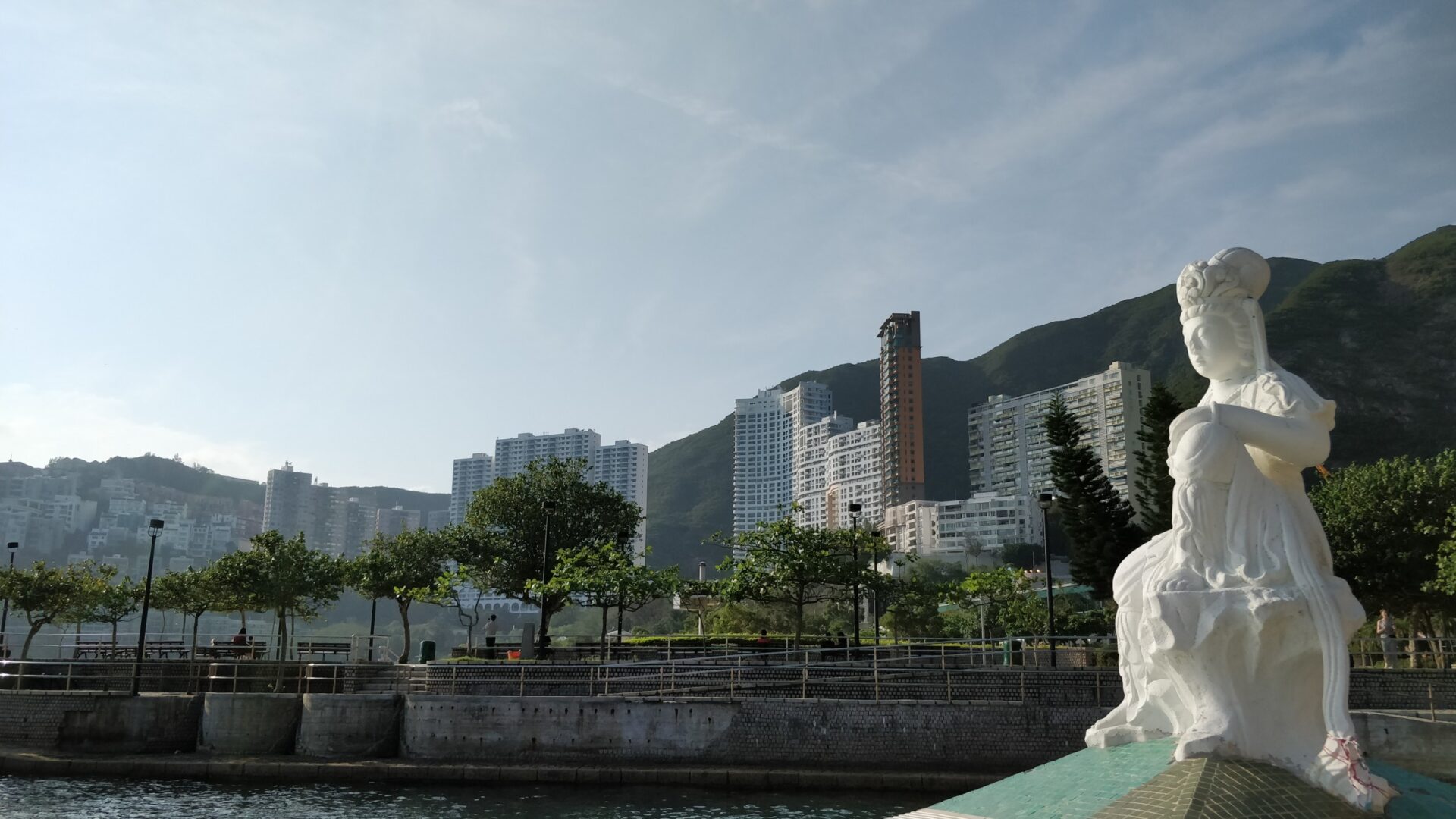 Repulse Bay Beach and Tin Hau Temple : Hong Kong | Visions of Travel