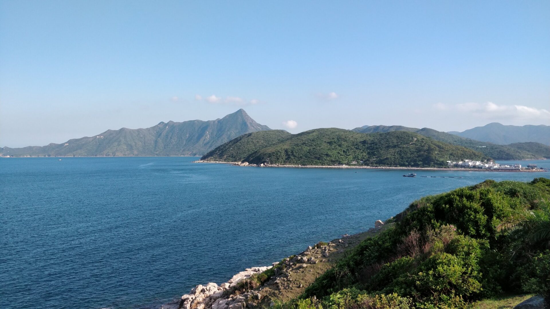 Tap Mun Grass Island Hike : Hong Kong | Visions of Travel
