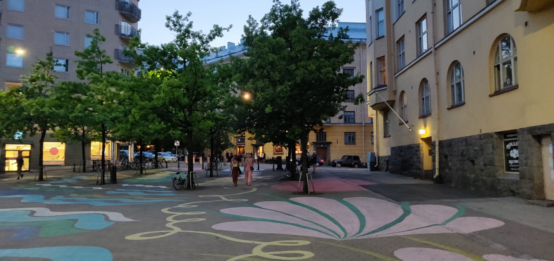 Helsinki walking tour : Finland | Visions of Travel