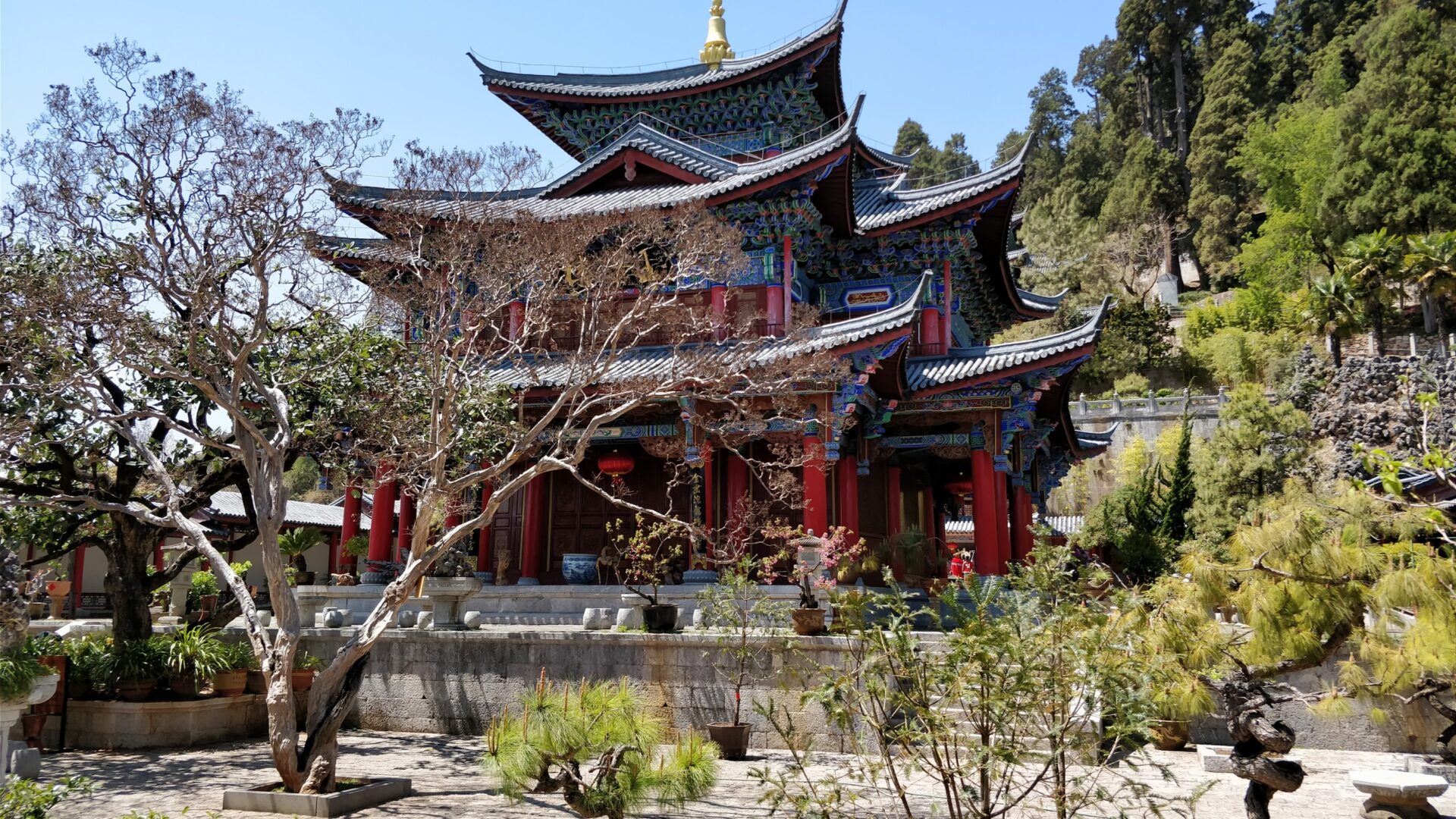 Lion Rock Mountain Wangu Tower : Lijiang China | Visions of Travel